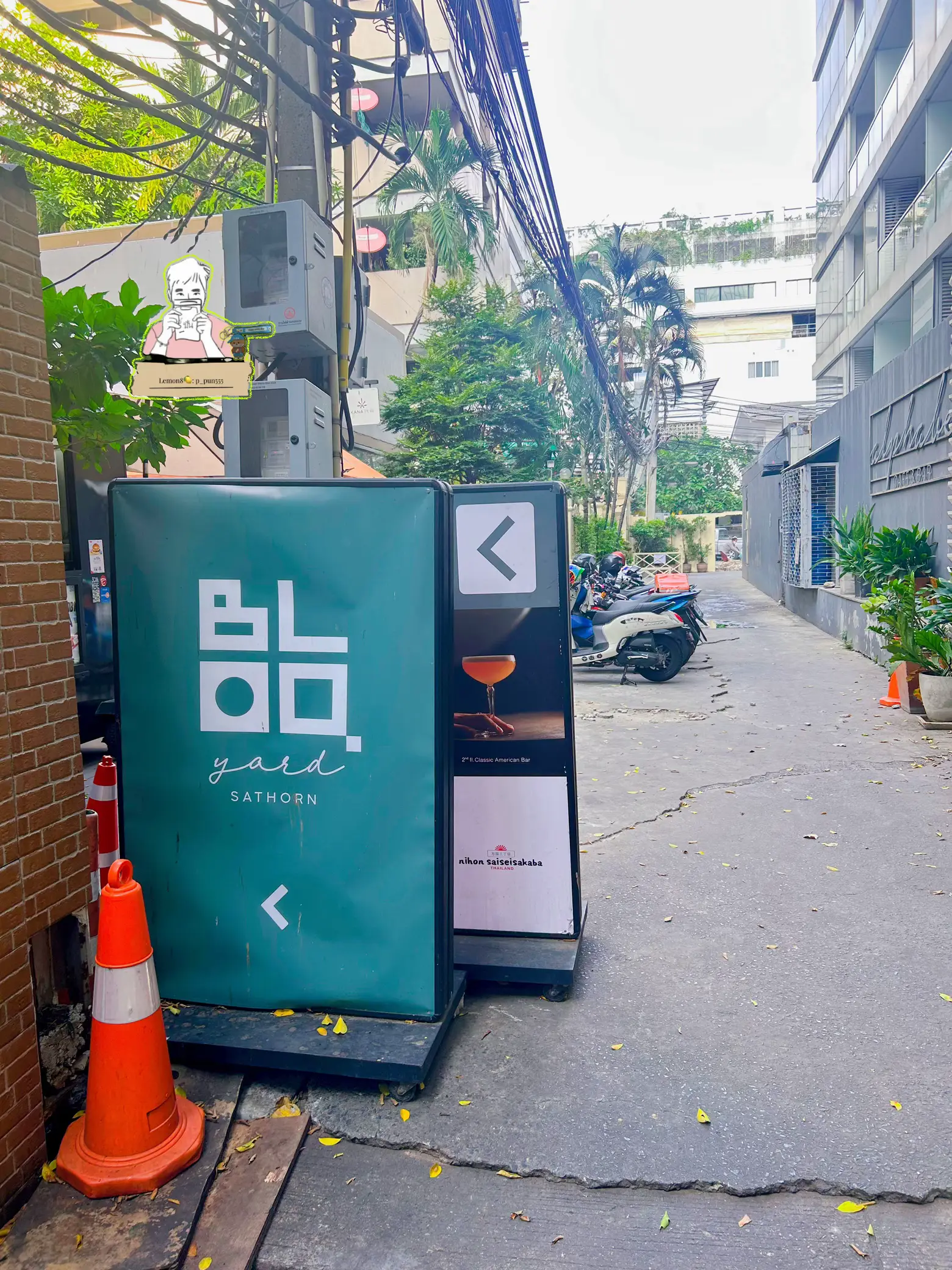 BLOQ YARD: จุดนัดพบของคอมมูนิตี้ในตัวเมืองกรุงเทพ | แกลเลอรีที่โพสต์โดย Pun Pun | Lemon8