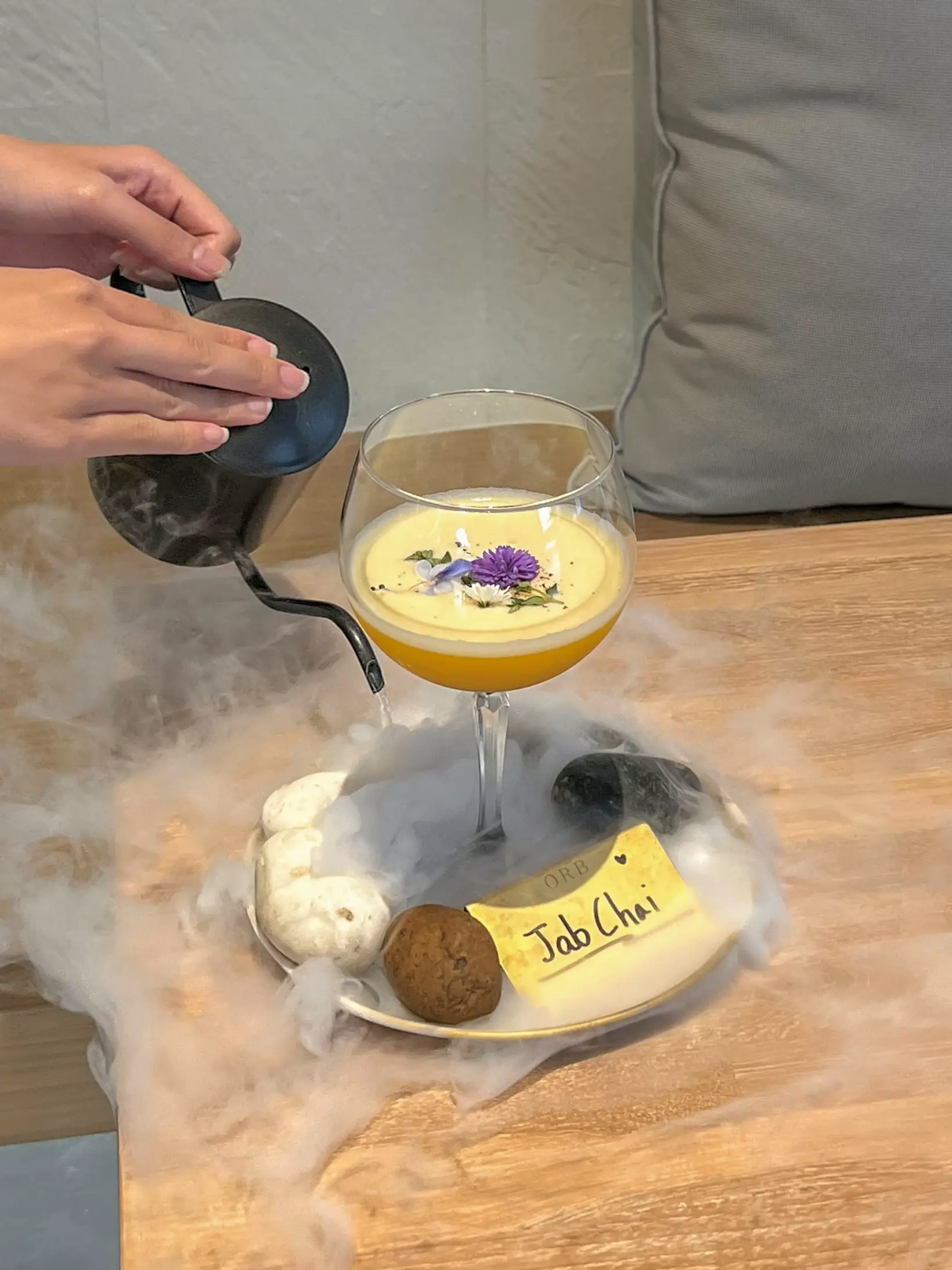 🌷คาเฟ่ brunch น่ารักๆ ที่พัทยา บรรยากาศดีมาก!🥣🌳 | แกลเลอรีที่โพสต์โดย Jabchaith | Lemon8