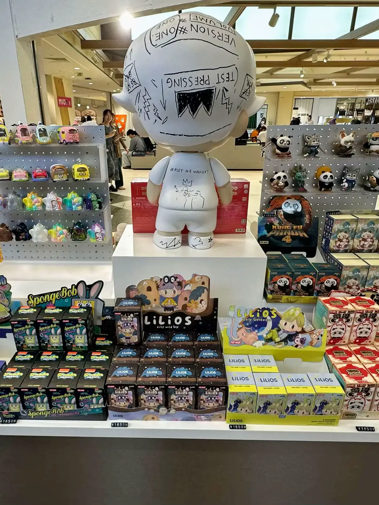POP MART # OSAKA มีอะไรน่าช้อปบ้าง ? 💖🇯🇵 ตามมาดูกันเลย!! | แกลเลอรีที่ ...