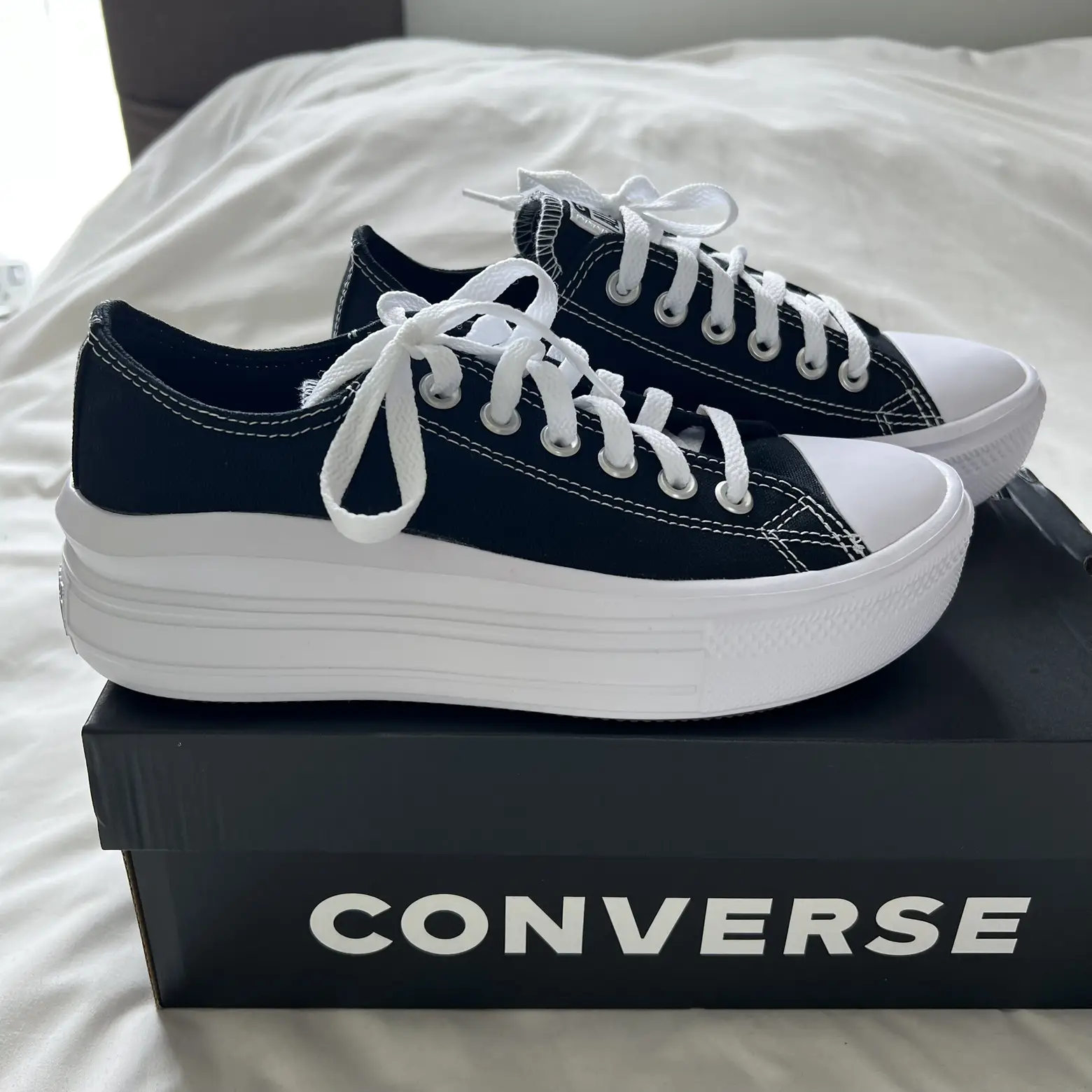 รองเท้า CONVERSE รุ่นที่ จองกุก bts ใส่ 🤩 | แกลเลอรีที่โพสต์โดย SANDEE ...