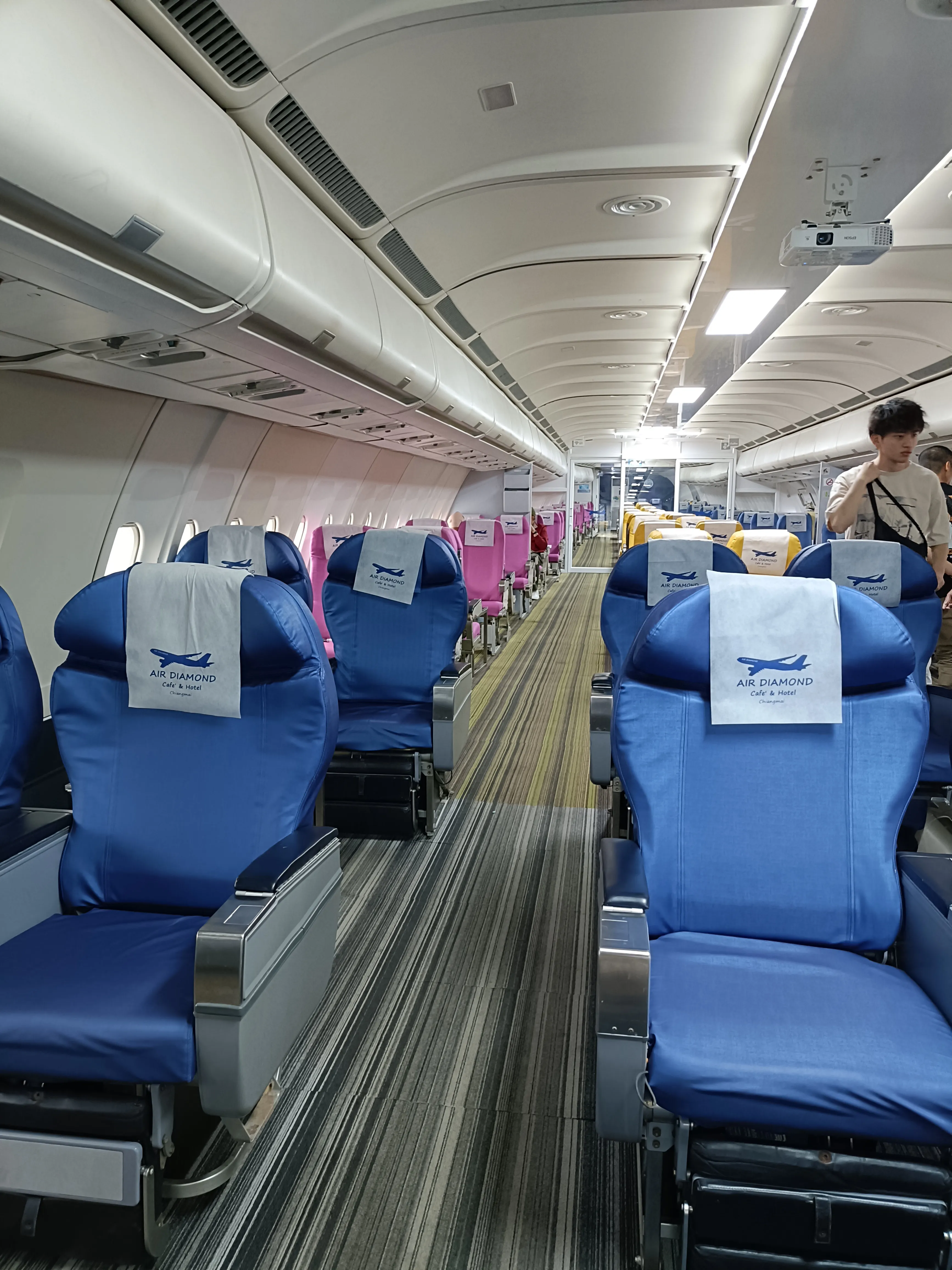 Let's eat coffee on the plane. | Gallery posted by Coffee Bar | Lemon8