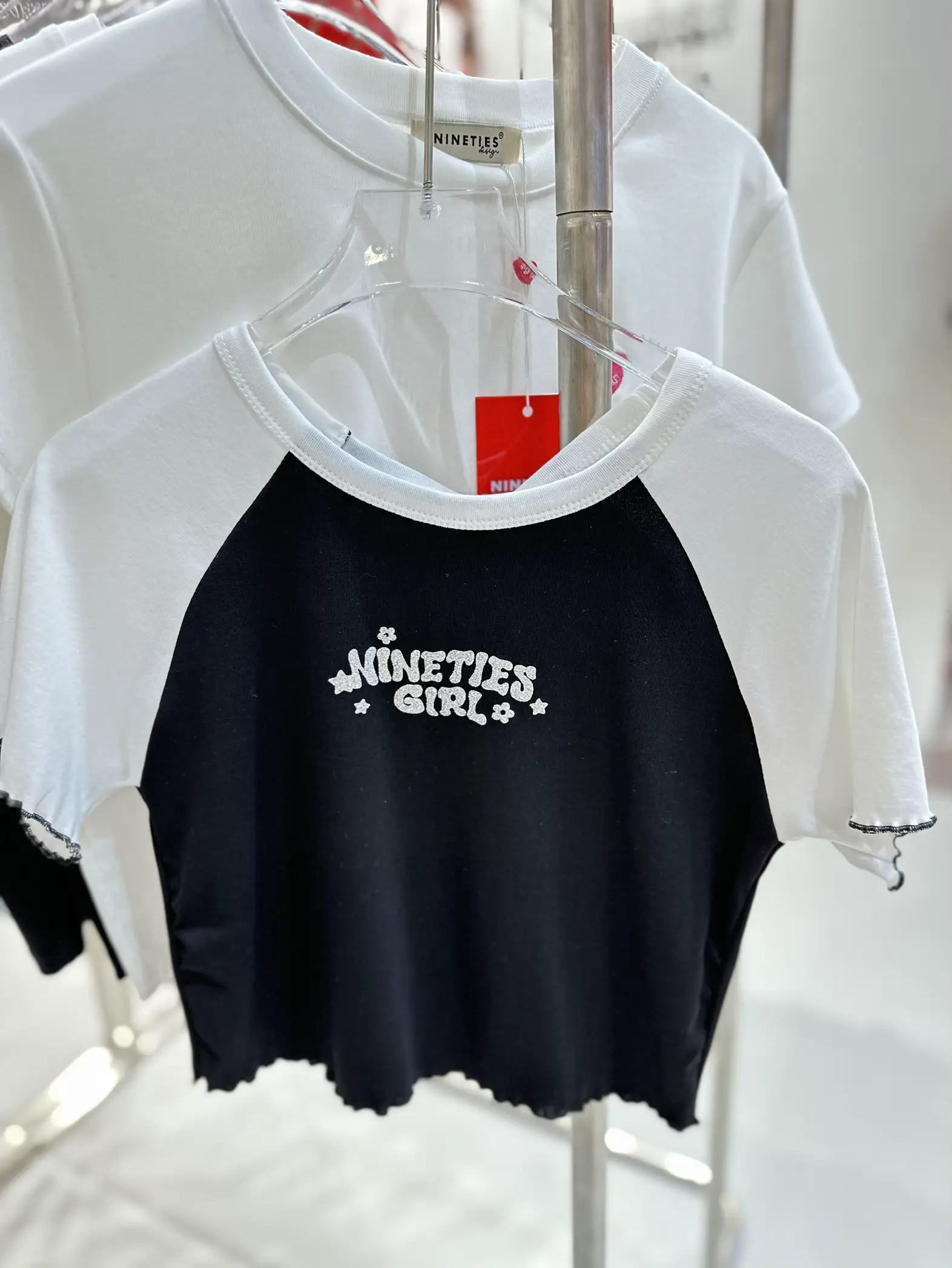 📣โปร 1 แถม 1 390฿ NINETIES design วันนี้วันสุดท้ายยย ️ | แกลเลอรีที่โพสต์โดย ap.ntp | Lemon8