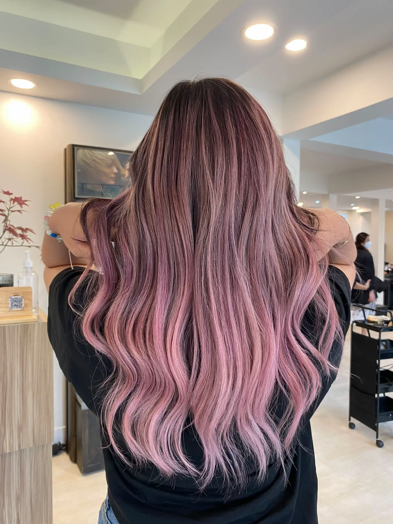 Balayage pink color | แกลเลอรีที่โพสต์โดย Natthakan Nui | Lemon8