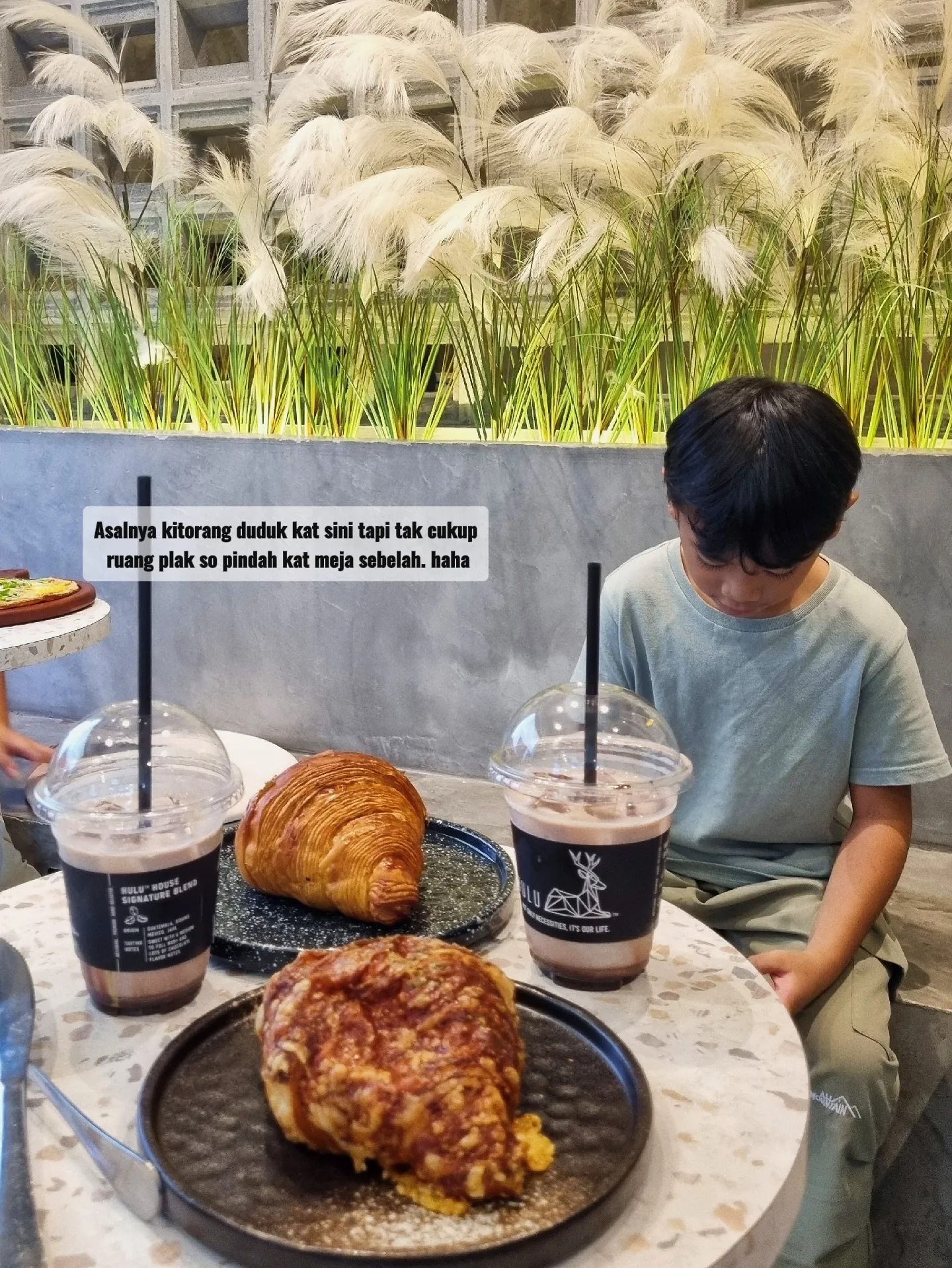 Ehhh, Teluk Pulai Klang ada kafe Aesthetic?? | Galeri diposting oleh Ieda Juhri 🖤 | Lemon8