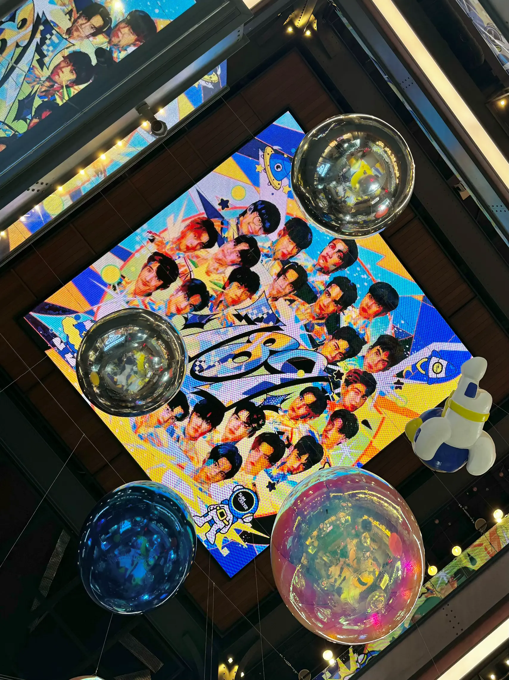 Siam Center presents XEVA x 789 Cosmic Playground | แกลเลอรีที่โพสต์โดย ...