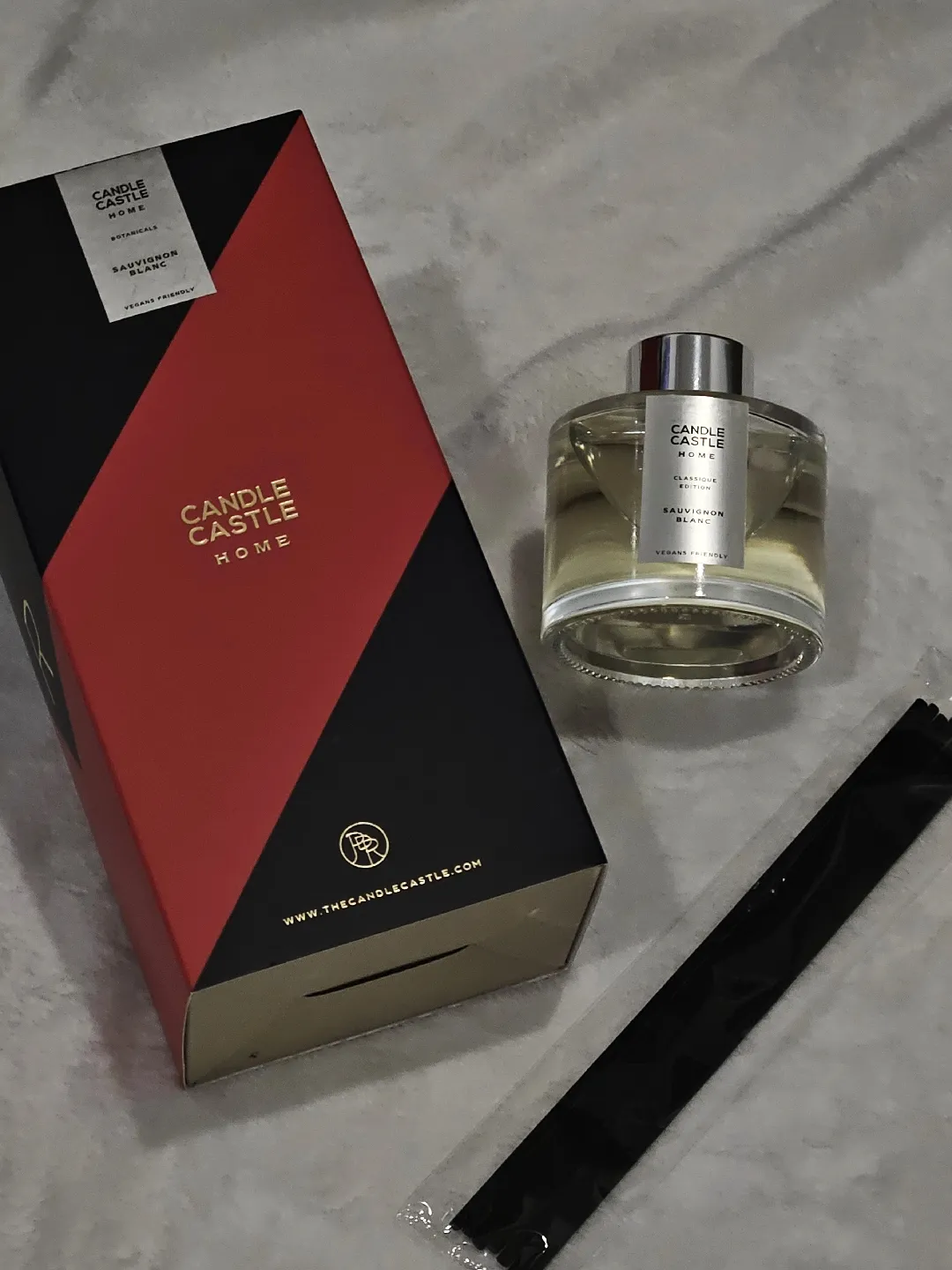 Room Perfume จากบ้าน Candle Castle Home | แกลเลอรีที่โพสต์โดย ...