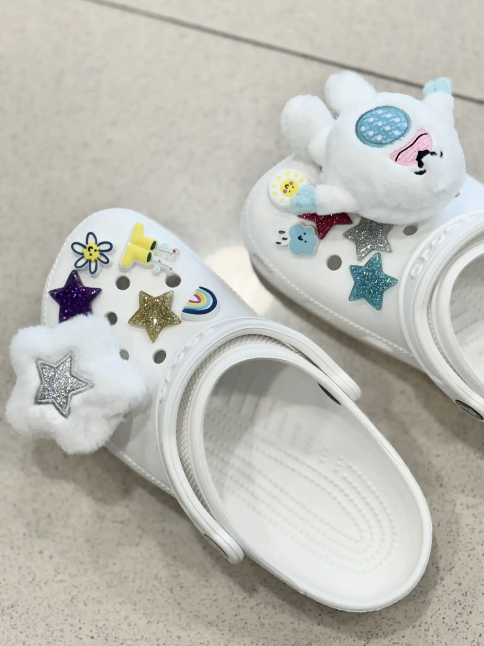 แต่งรองเท้า Crocs ด้วย Jibbitz สุดคิวท์ | แกลเลอรีที่โพสต์โดย ป้ายยา ...