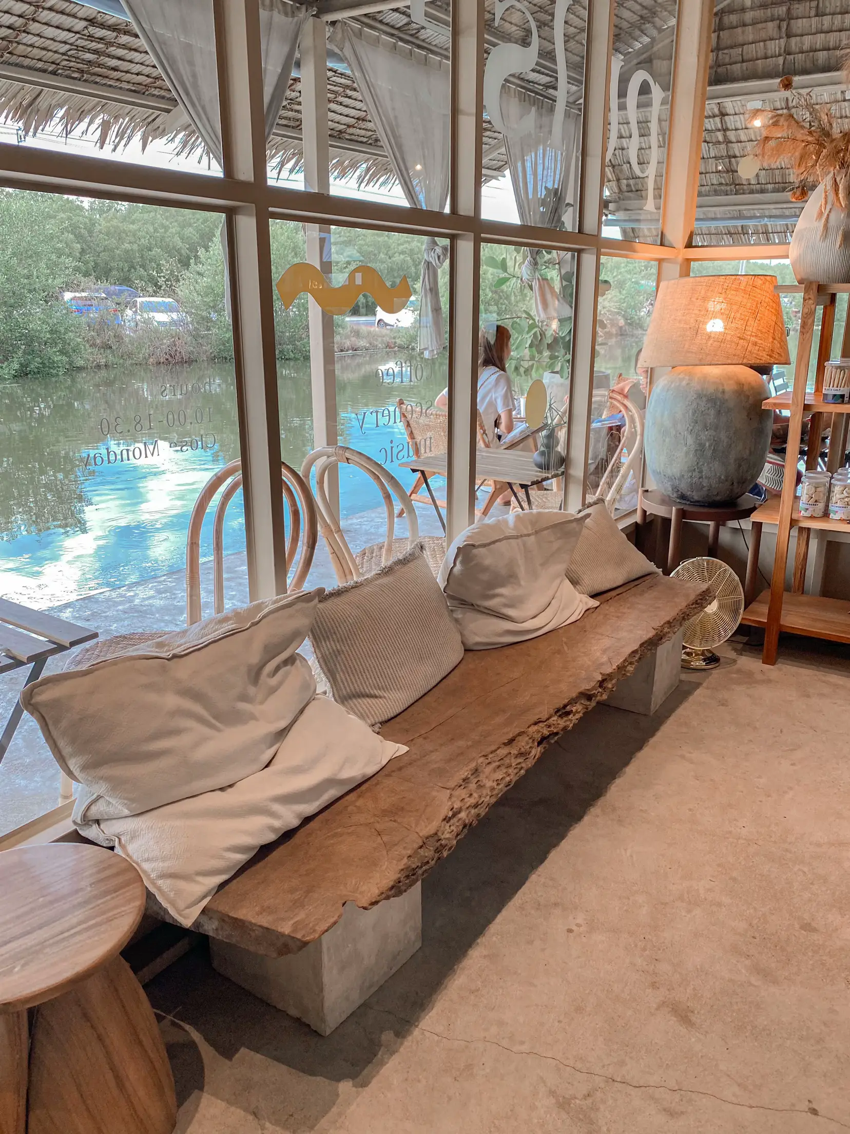 𝐏𝐮𝐥𝐬𝐞 𝐜𝐚𝐟𝐞 ☕️🥐🧁 | Gallery posted by Namkhaww ♡‧₊˚ | Lemon8