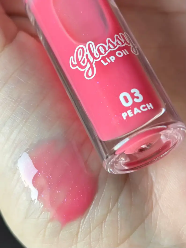 Naree Glossy lip oil 03 peach 🍑 | แกลเลอรีที่โพสต์โดย Na Dear | Lemon8