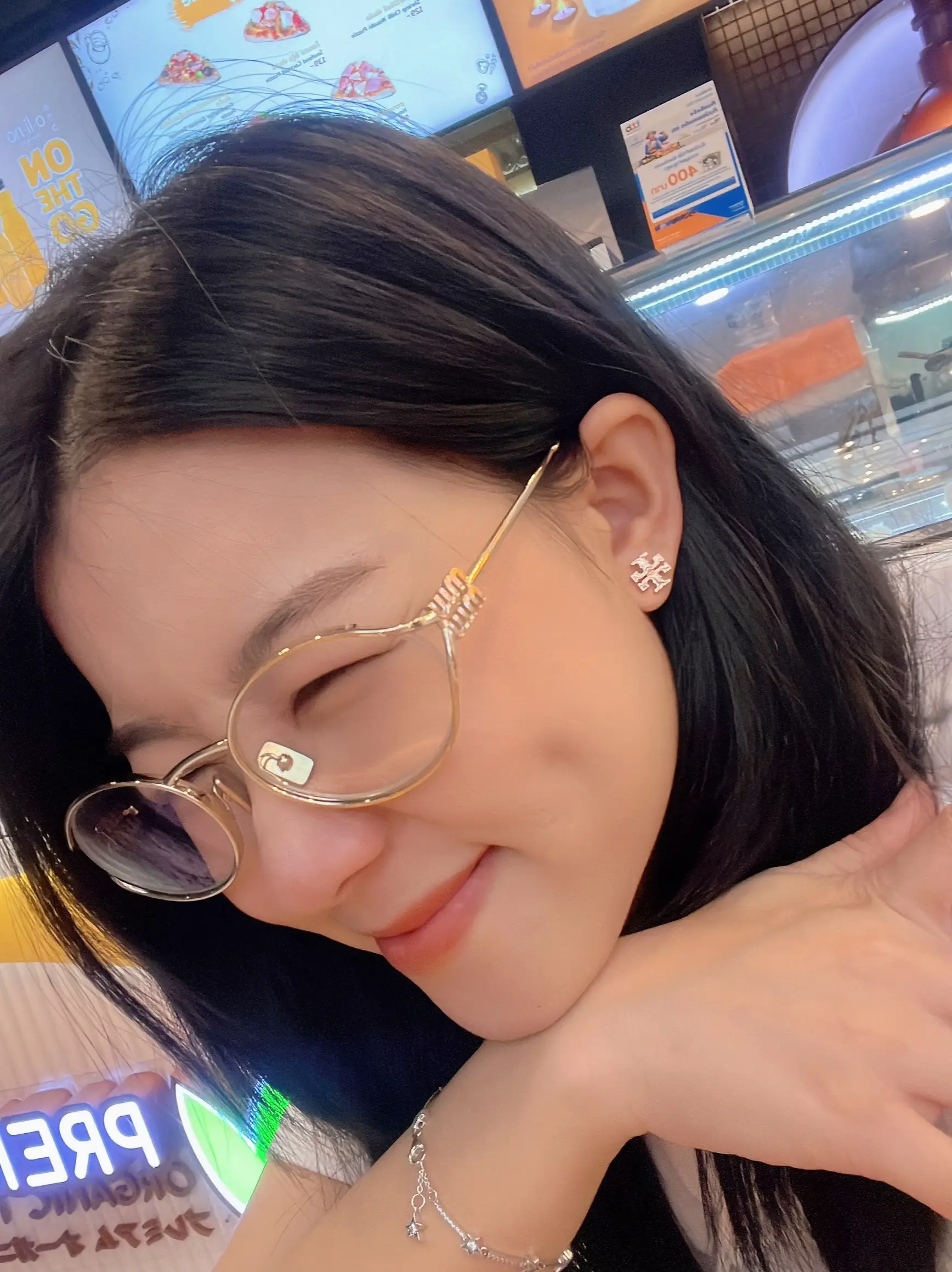 ทำแว่น Miumiu ให้เป็นแว่นสายตากัน | แกลเลอรีที่โพสต์โดย JΛΛΣ ♡ | Lemon8