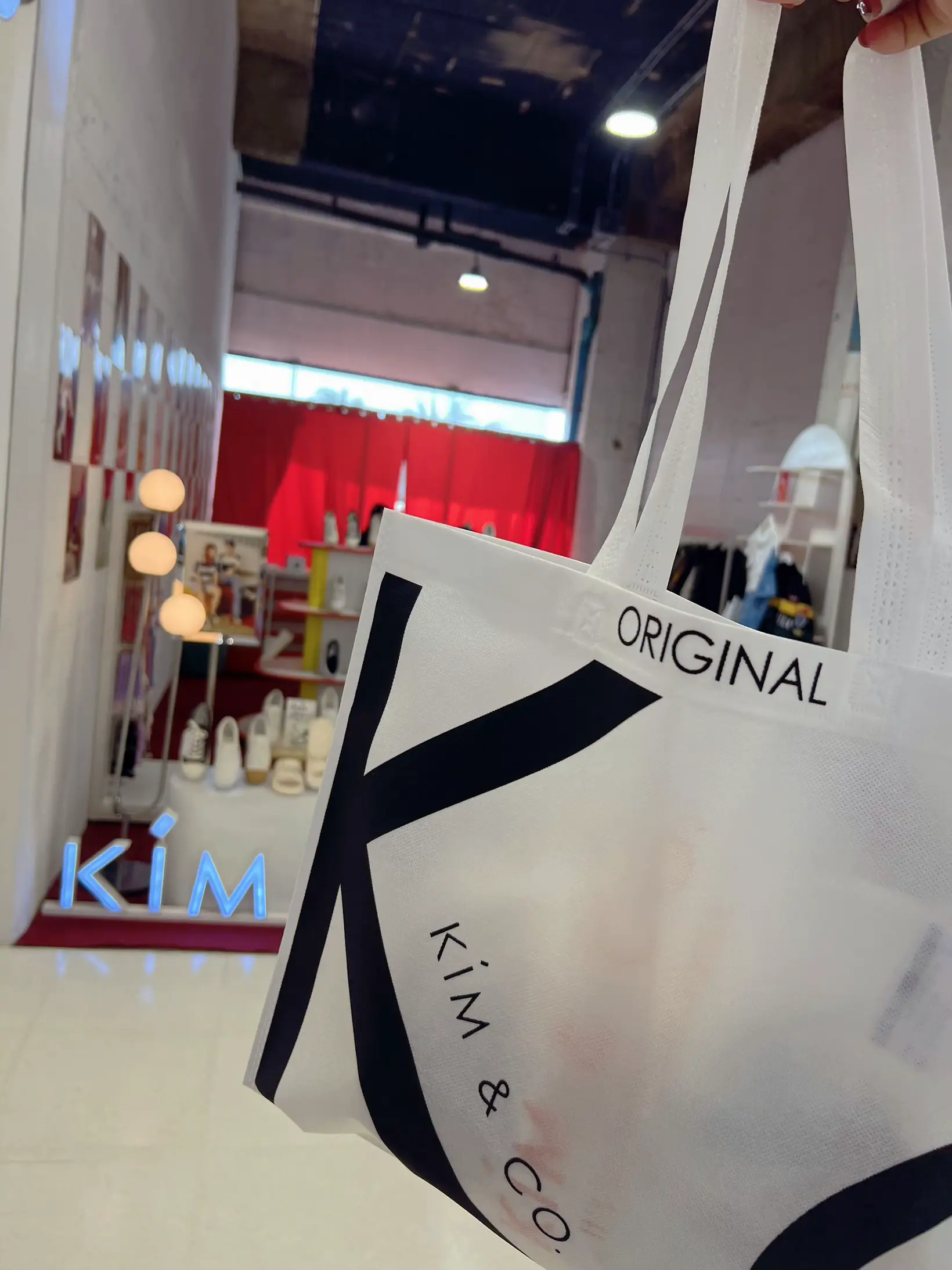 Kim & Co 👟 รองเท้าราคาไม่แรง แต่น่ารักมากกก ☺️ | แกลเลอรีที่โพสต์โดย ...