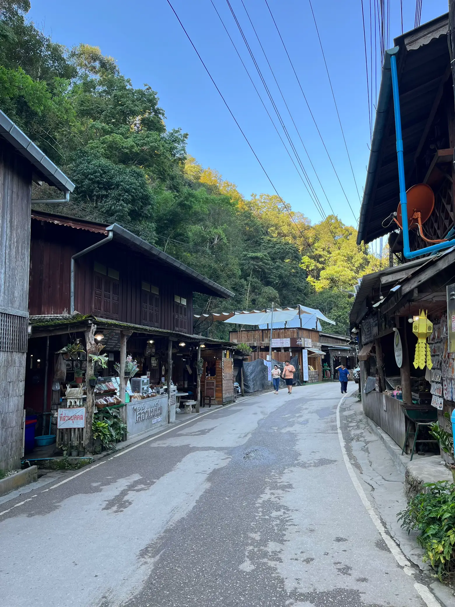 แม่กำปอง • เชียงใหม่ 🏡 | แกลเลอรีที่โพสต์โดย GLUAY.PING | Lemon8