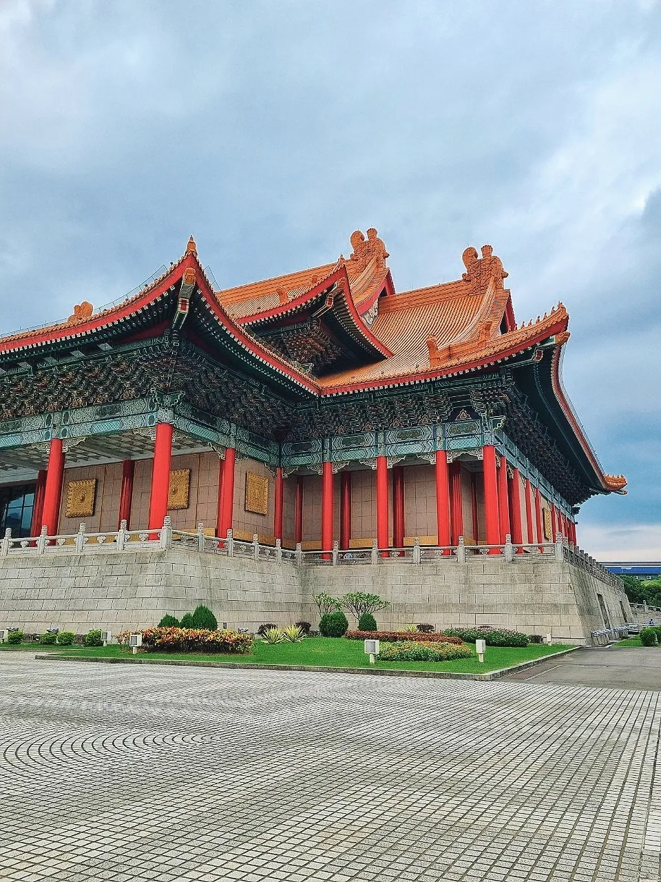 ไต้หวัน อนุสรณ์สถานเจียงไคเช็ค | แกลเลอรีที่โพสต์โดย Mintra Story ⛅️ | Lemon8