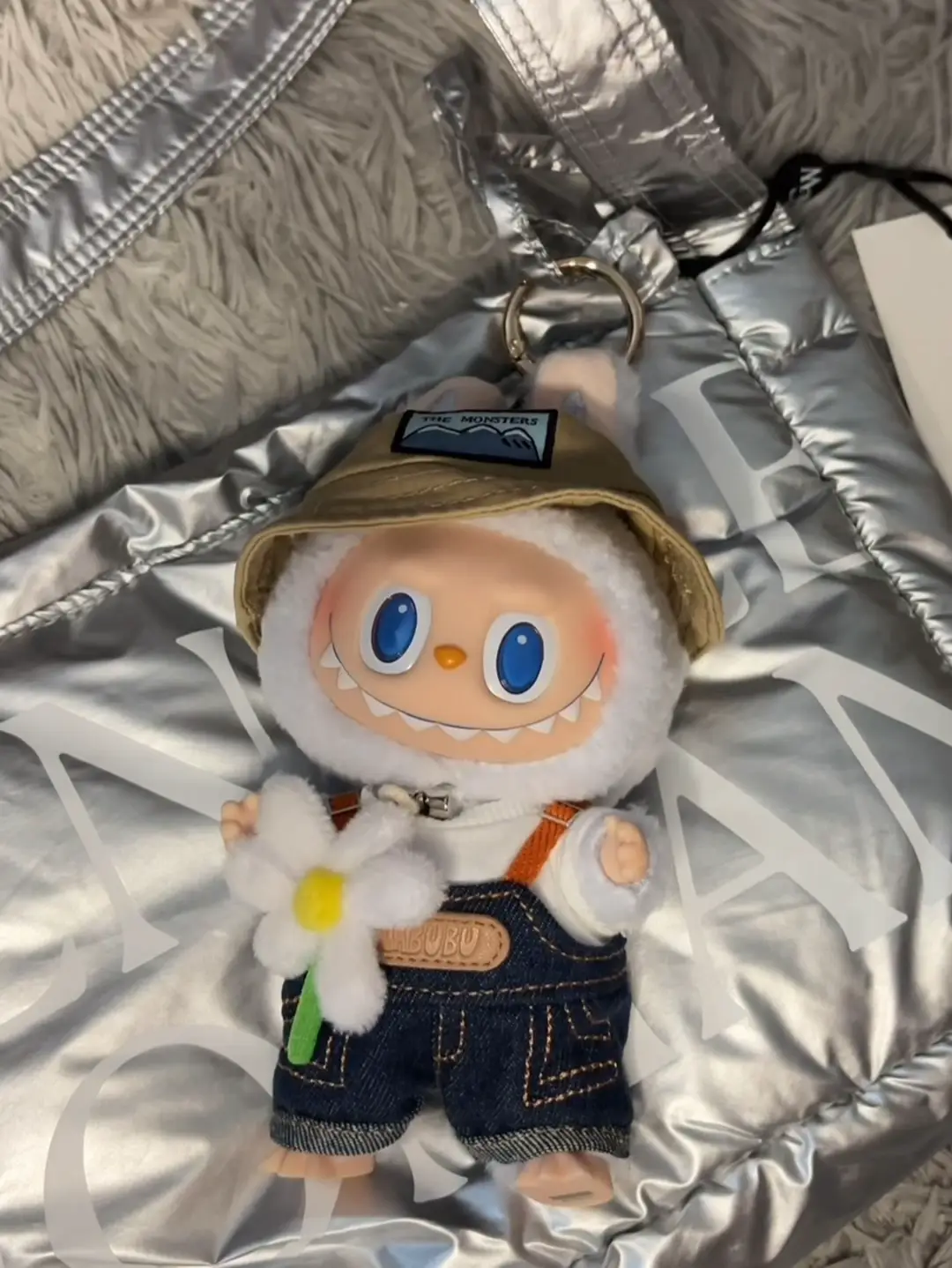 LABUBU x กระเป๋าเกี๊ยว | วิดีโอที่เผยแพร่โดย uniiiverse:p | Lemon8