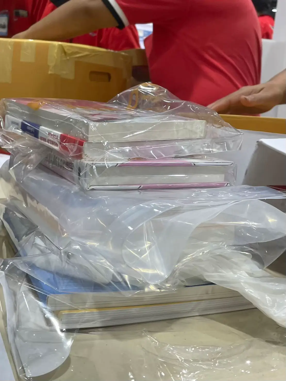 ทำไมต้องไปเดินงานหนังสือ ?? (ทั้งๆ ที่ซื้อออนไลน์ ราคาถูกกว่า)🌸 | แกล ...