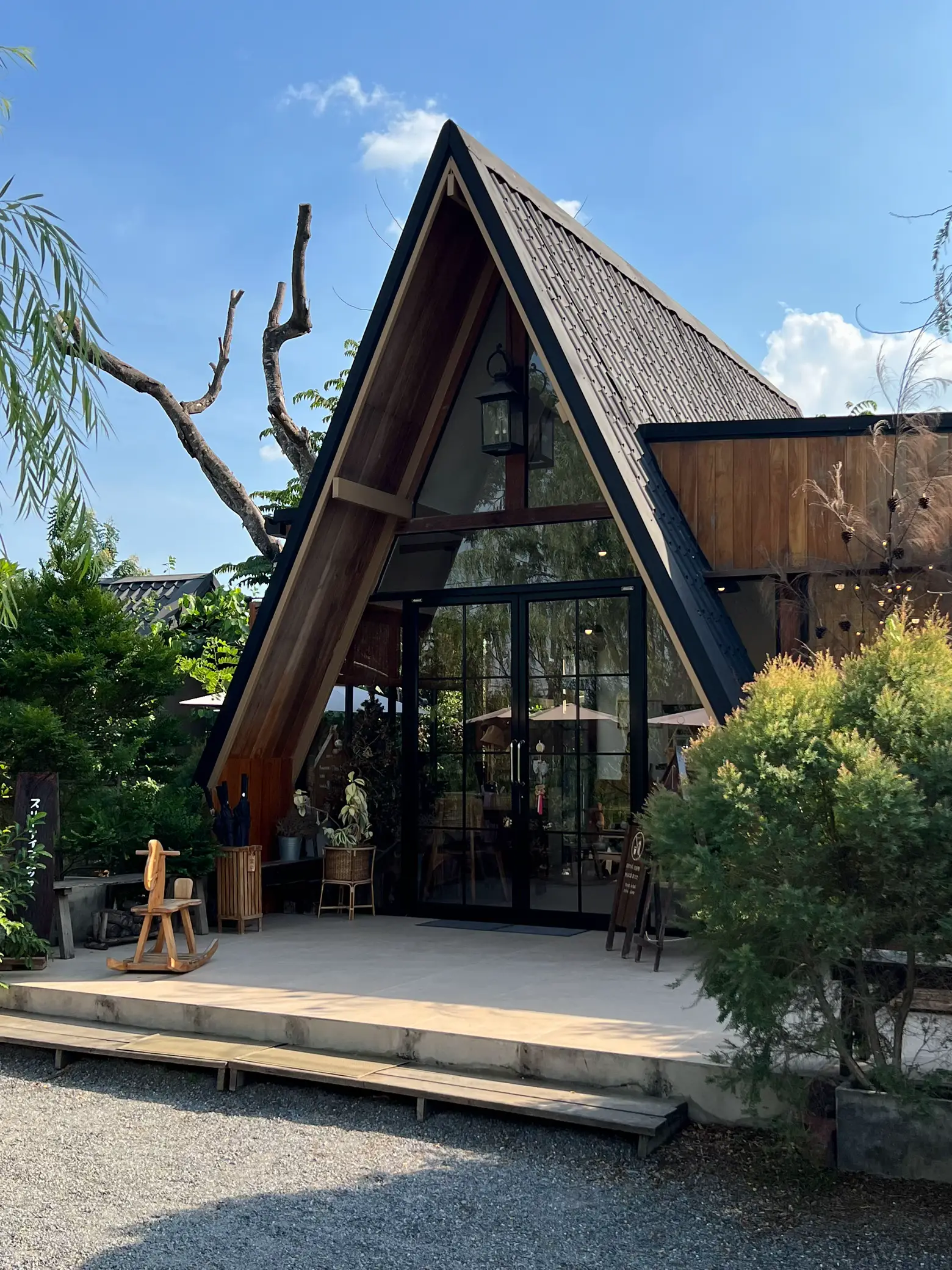 Three iconic คาเฟ่สไตล์ญี่ปุ่น ย่านคลอง7 ⛩️🏠 | แกลเลอรีที่โพสต์โดย Bew ...