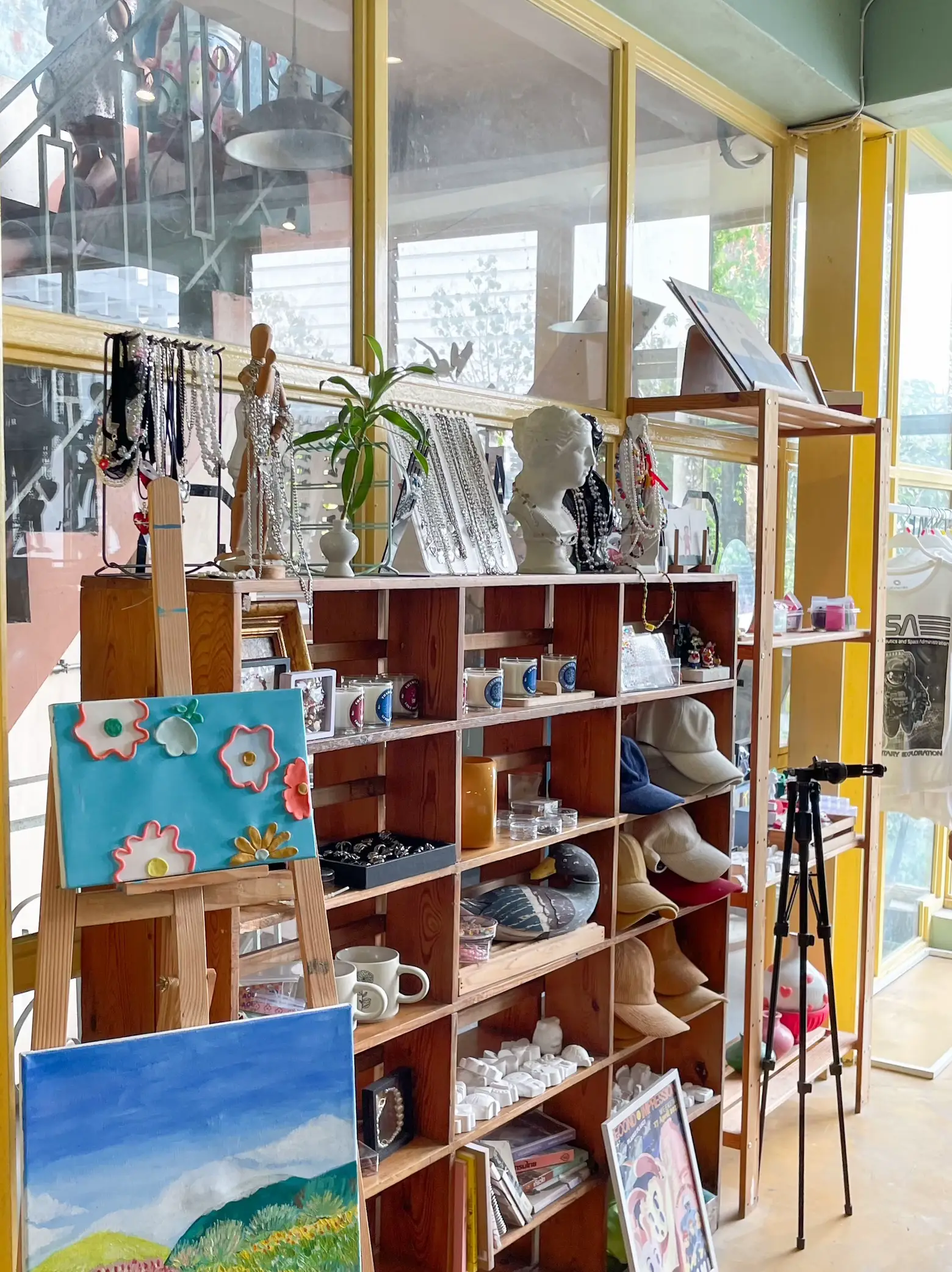 Workshop Aoun Studio | แกลเลอรีที่โพสต์โดย Tan Bwoii | Lemon8