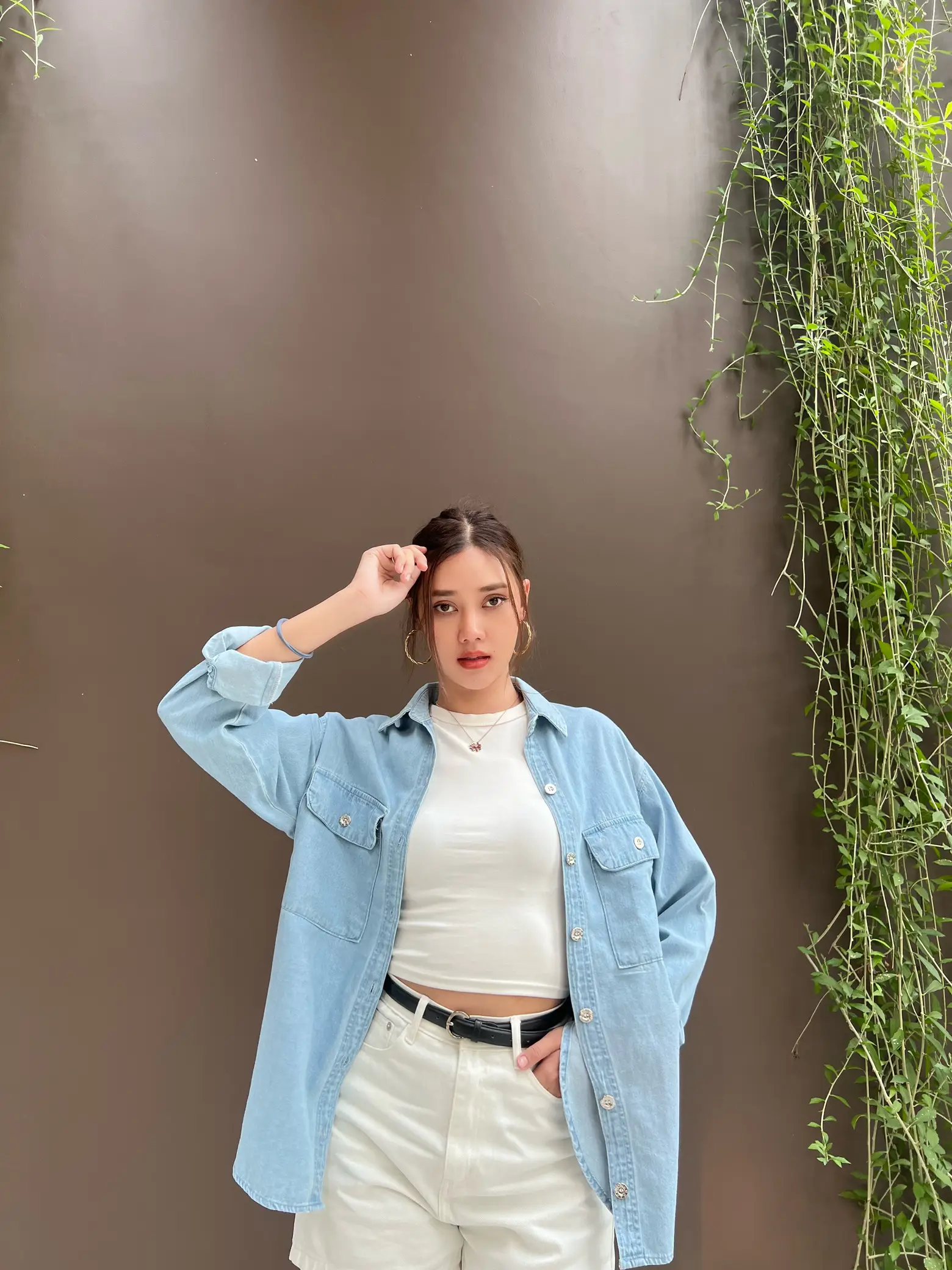 แต่งง่ายๆ ด้วยเสื้อยีนส์ 1 ตัว🧵🪡 | แกลเลอรีที่โพสต์โดย NAMMON JEANS | Lemon8