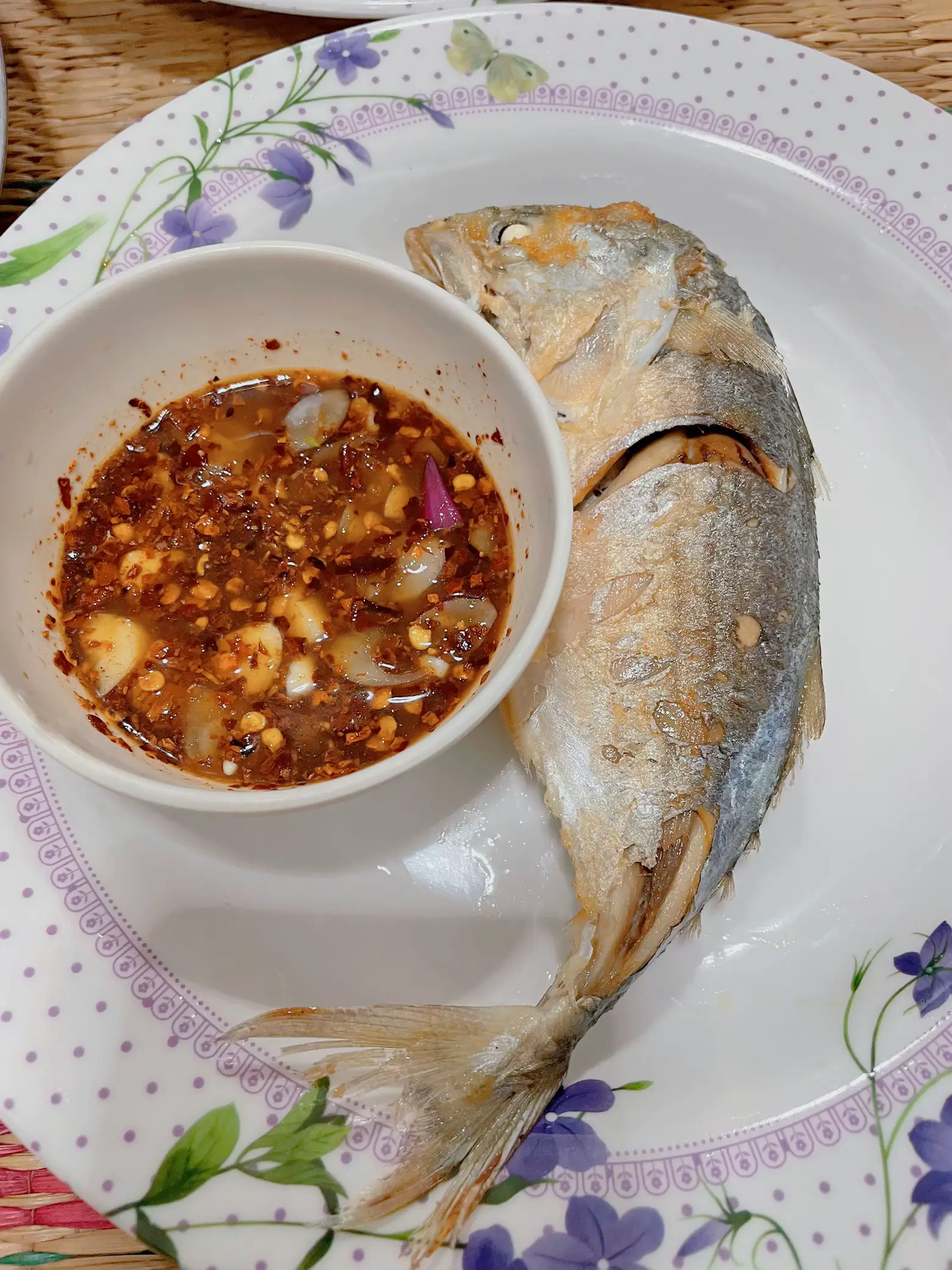 กินง่ายๆจ้าวันนี้ | แกลเลอรีที่โพสต์โดย Chomchanok | Lemon8