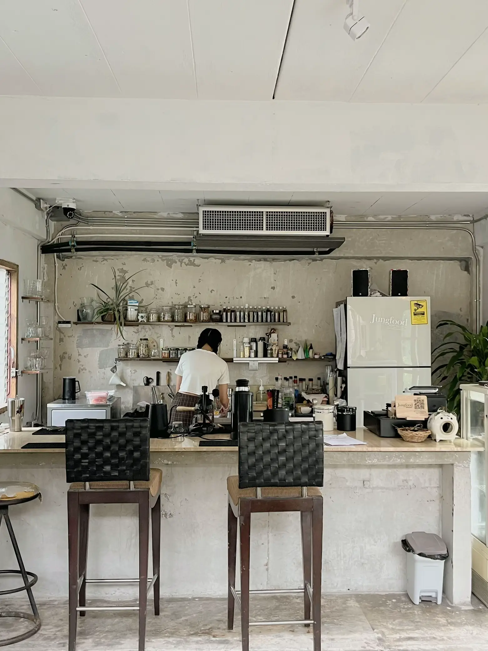 🪞 Jung food cafe // โฮมคาเฟ่ที่มีทั้งบาร์และคาเฟ่ 🥂 | แกลเลอรีที่โพสต์ ...