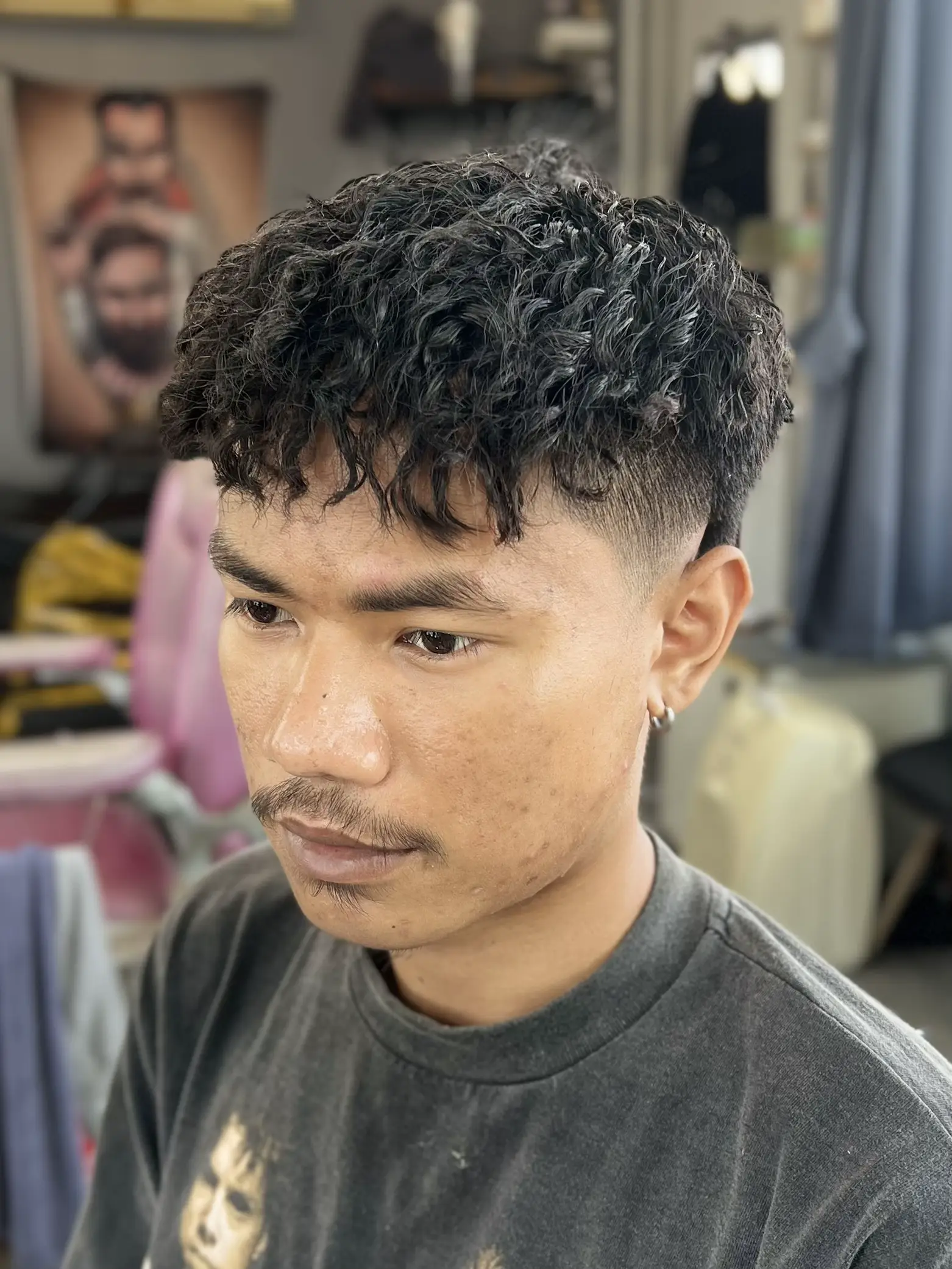 Yeahbarberพันท้ายนรสิงห์ | แกลเลอรีที่โพสต์โดย Joe yeahbarber | Lemon8