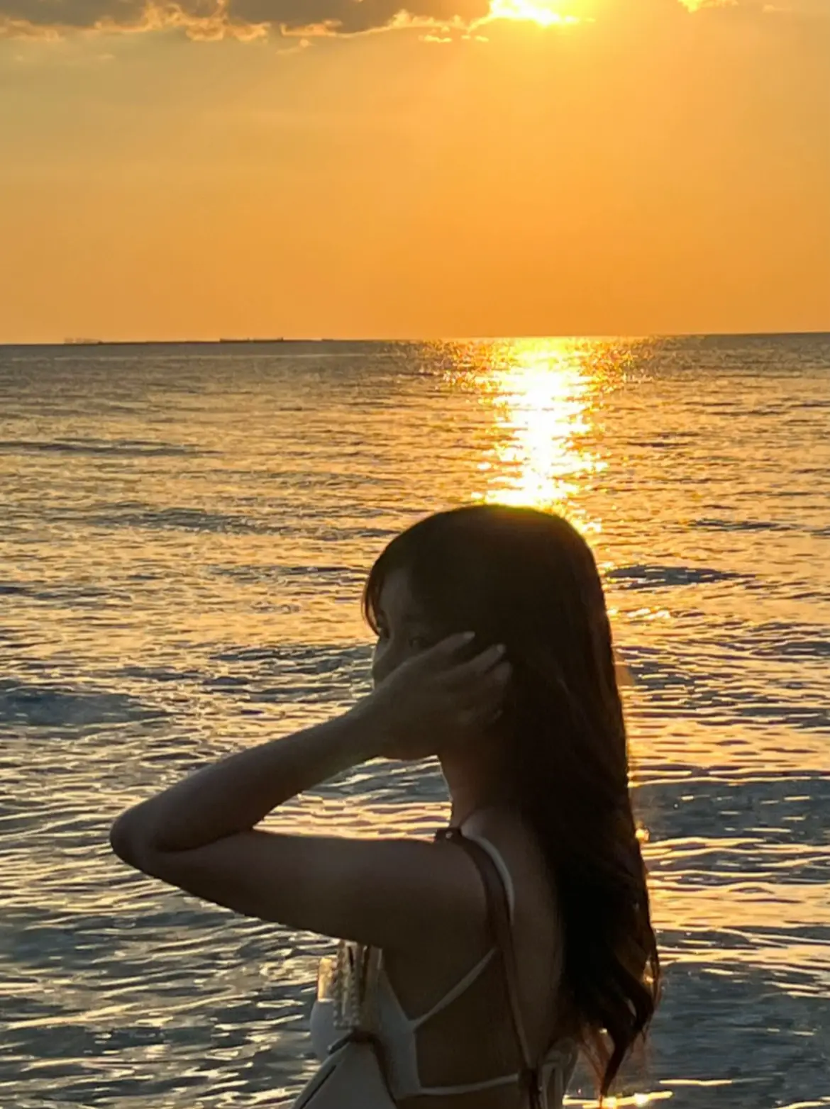 ไอเดียถ่ายรูปคู่ทะเลยังไงให้สวย | แกลเลอรีที่โพสต์โดย B | Lemon8