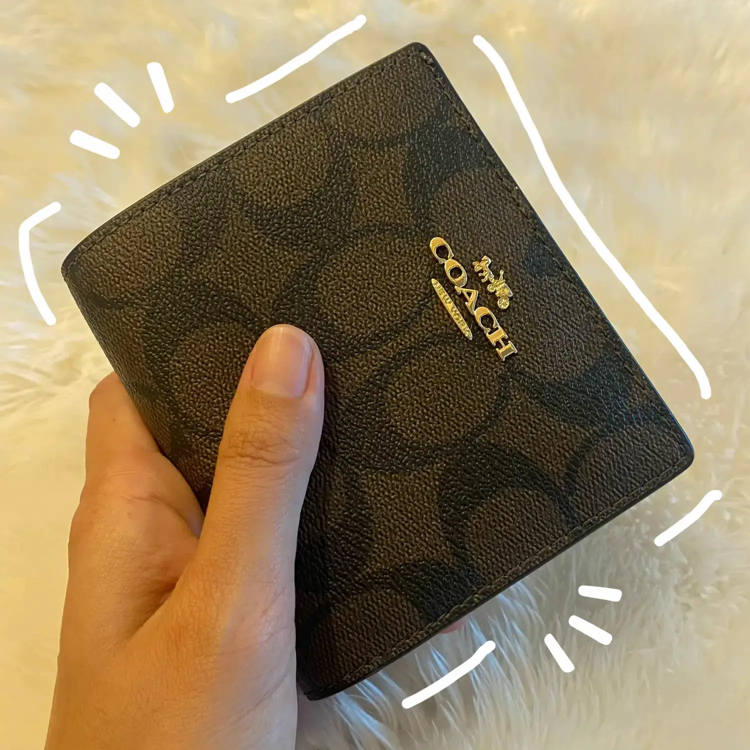 Coach Snap Wallet | แกลเลอรีที่โพสต์โดย ai oum | Lemon8