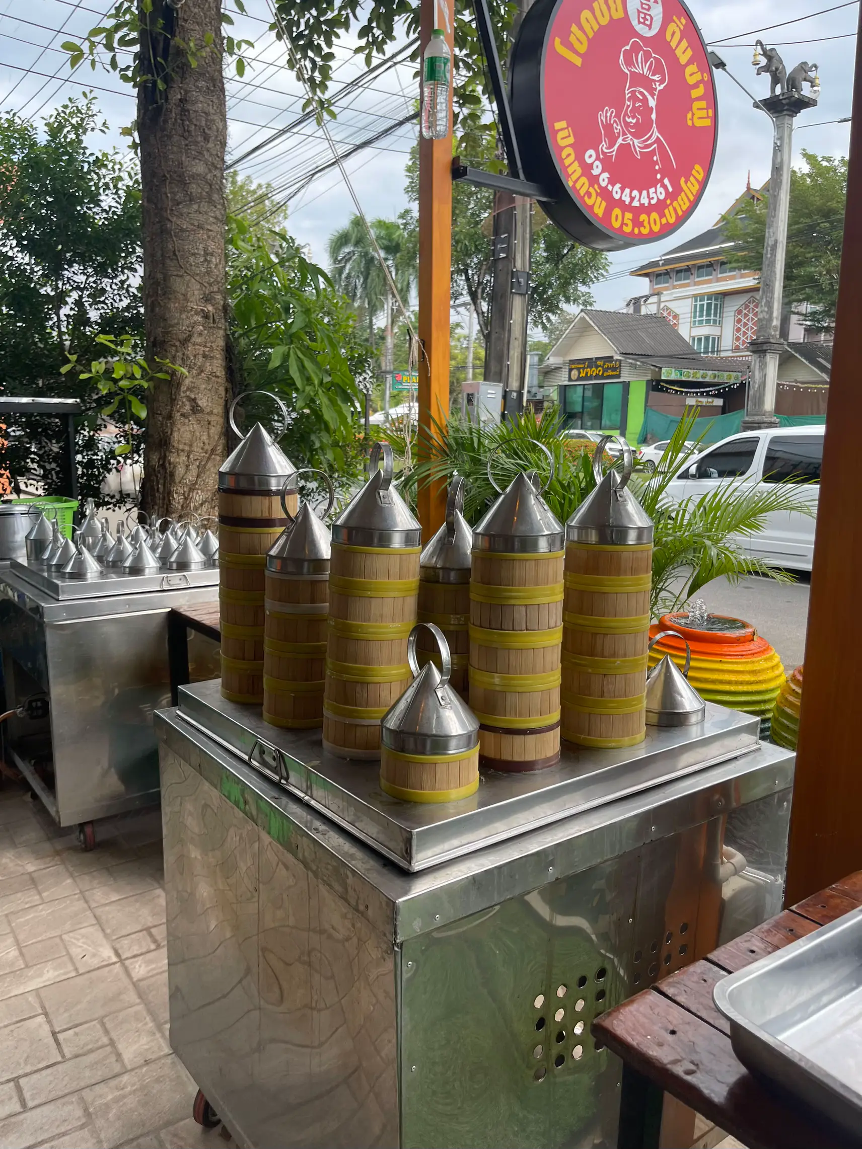 ติ่มซำเจ้าเด็ด @กระบี่ | แกลเลอรีที่โพสต์โดย 𝙼𝙸𝙻𝙻 | Lemon8