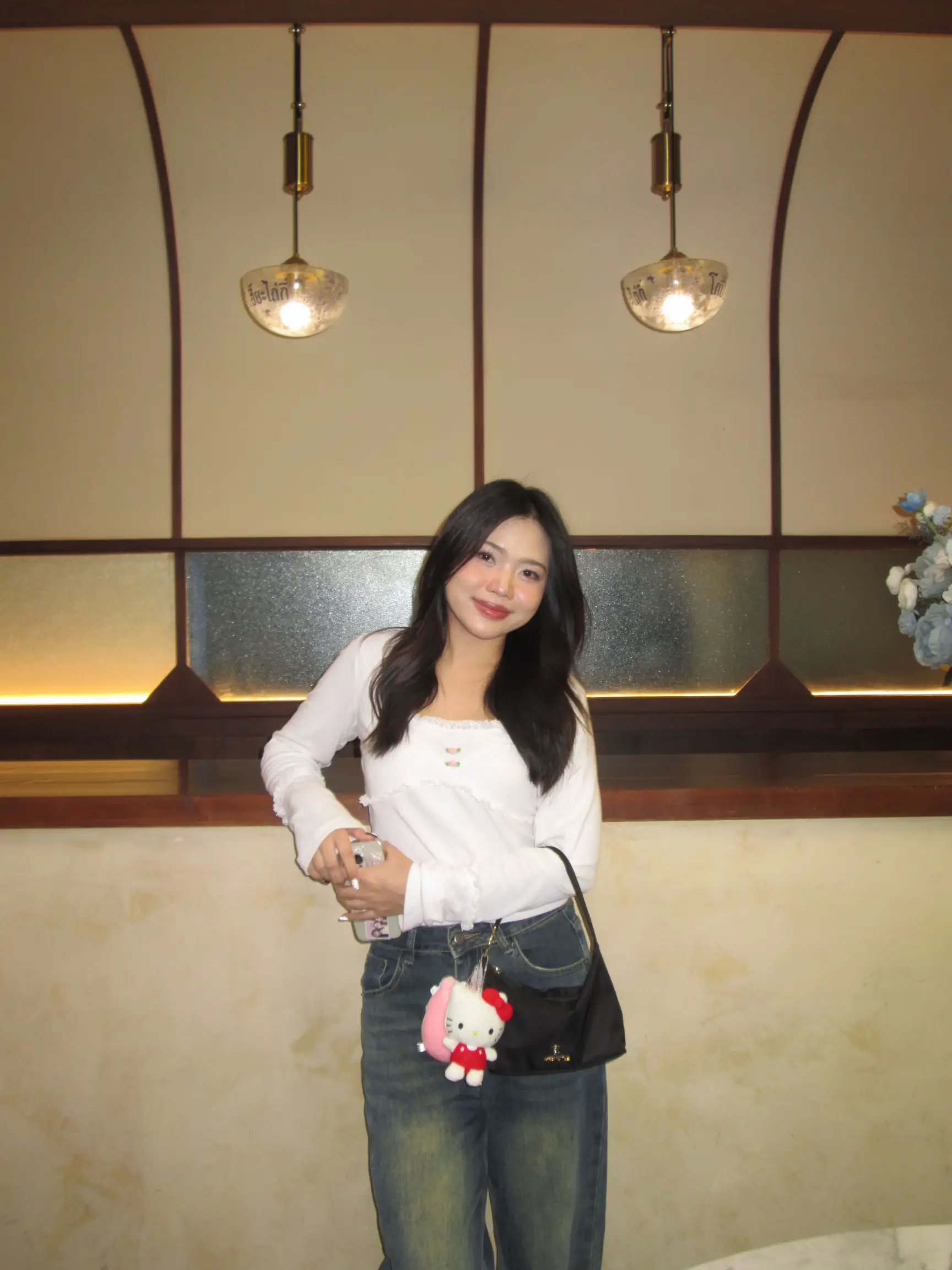 ถ่ายรูปในกรุงเทพ ฟีลนักท่องเที่ยว 📸 | bkk | แกลเลอรีที่โพสต์โดย bumbim ♡ | Lemon8