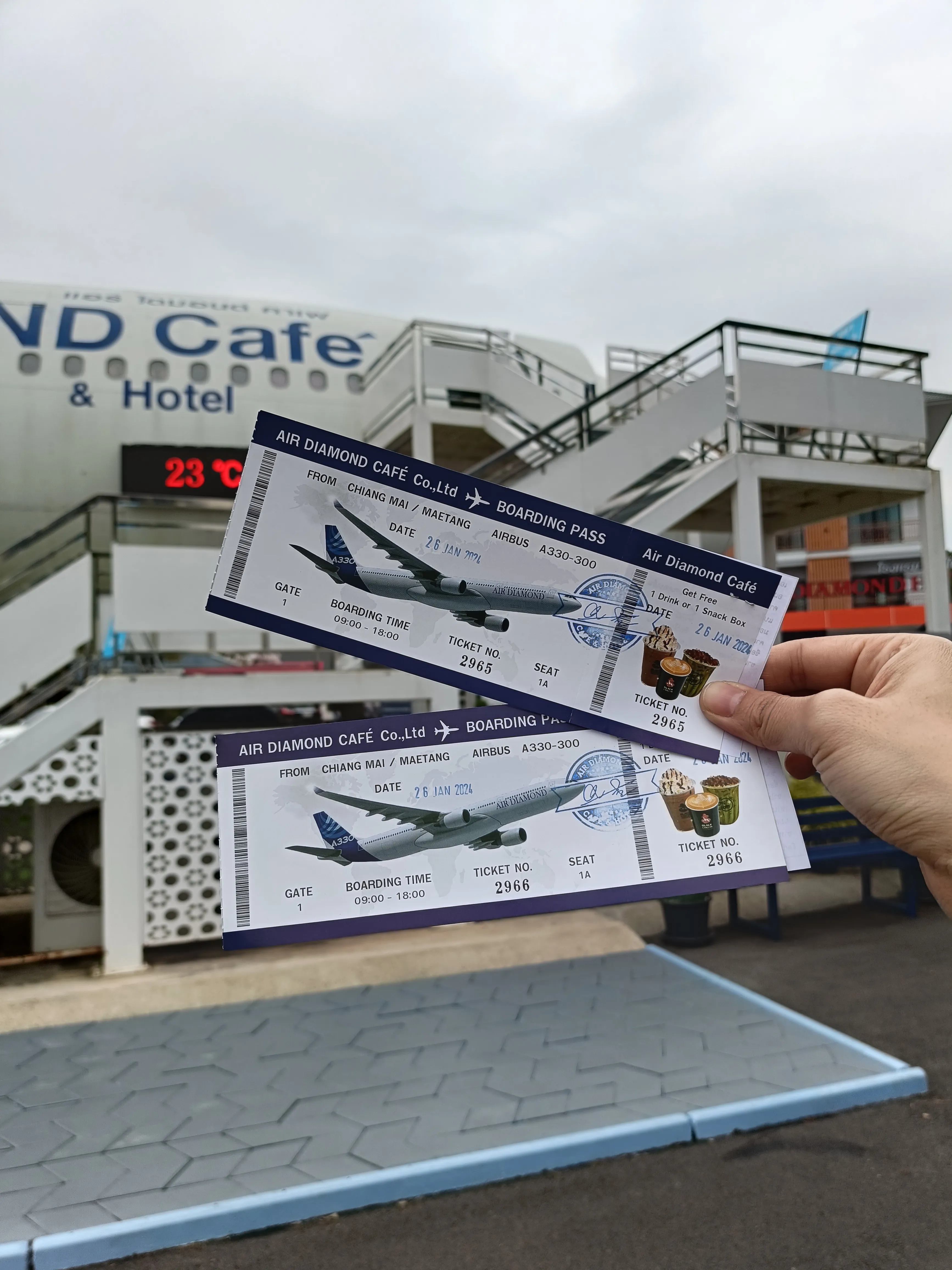 Let's eat coffee on the plane. | Gallery posted by Coffee Bar | Lemon8