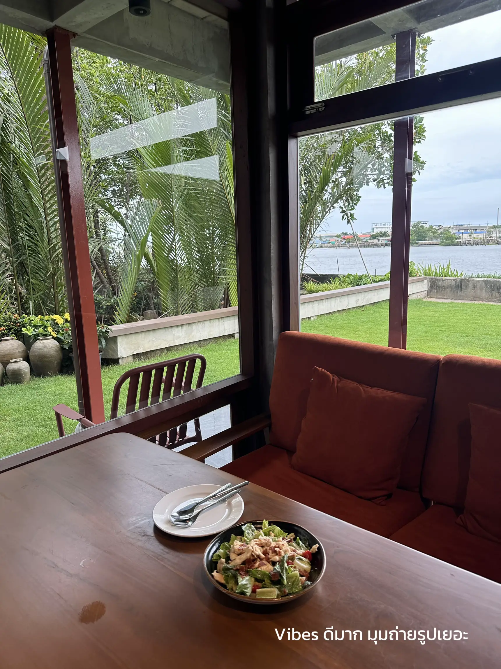 คาเฟ่ลับ โรงไม้มหาชัย ใกล้ กรุงเทพ! | แกลเลอรีที่โพสต์โดย Melon.Melon | Lemon8