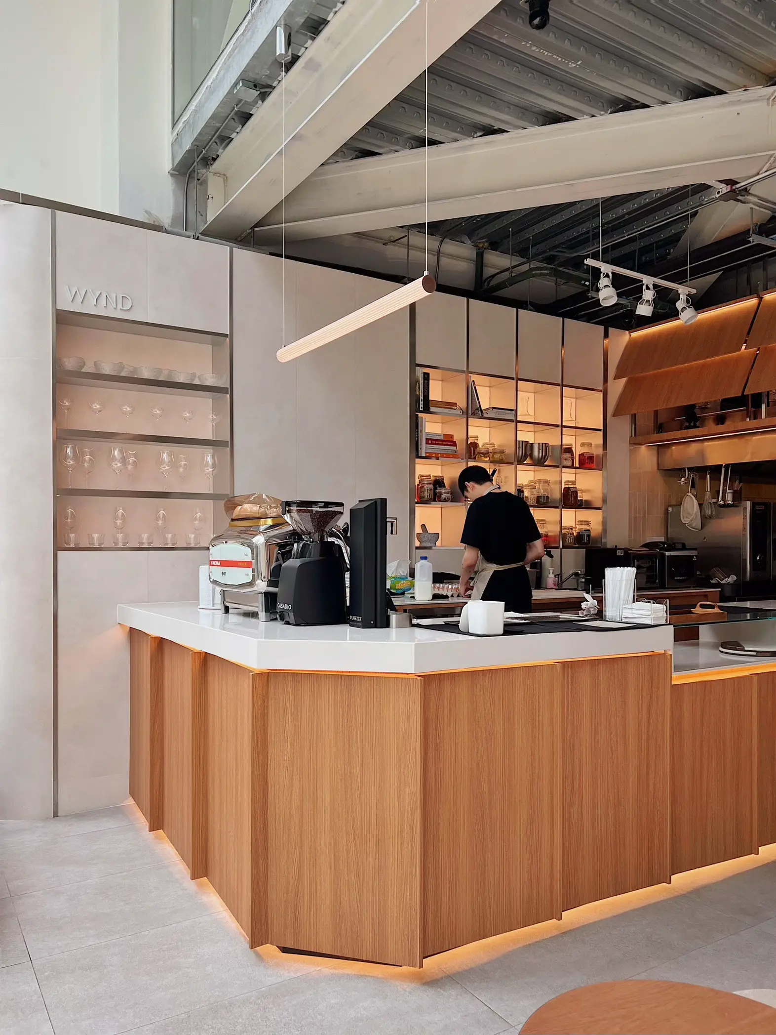 WYND BKK 📸 | แกลเลอรีที่โพสต์โดย มอสทะเนด | มารีวิว 🌥️ | Lemon8