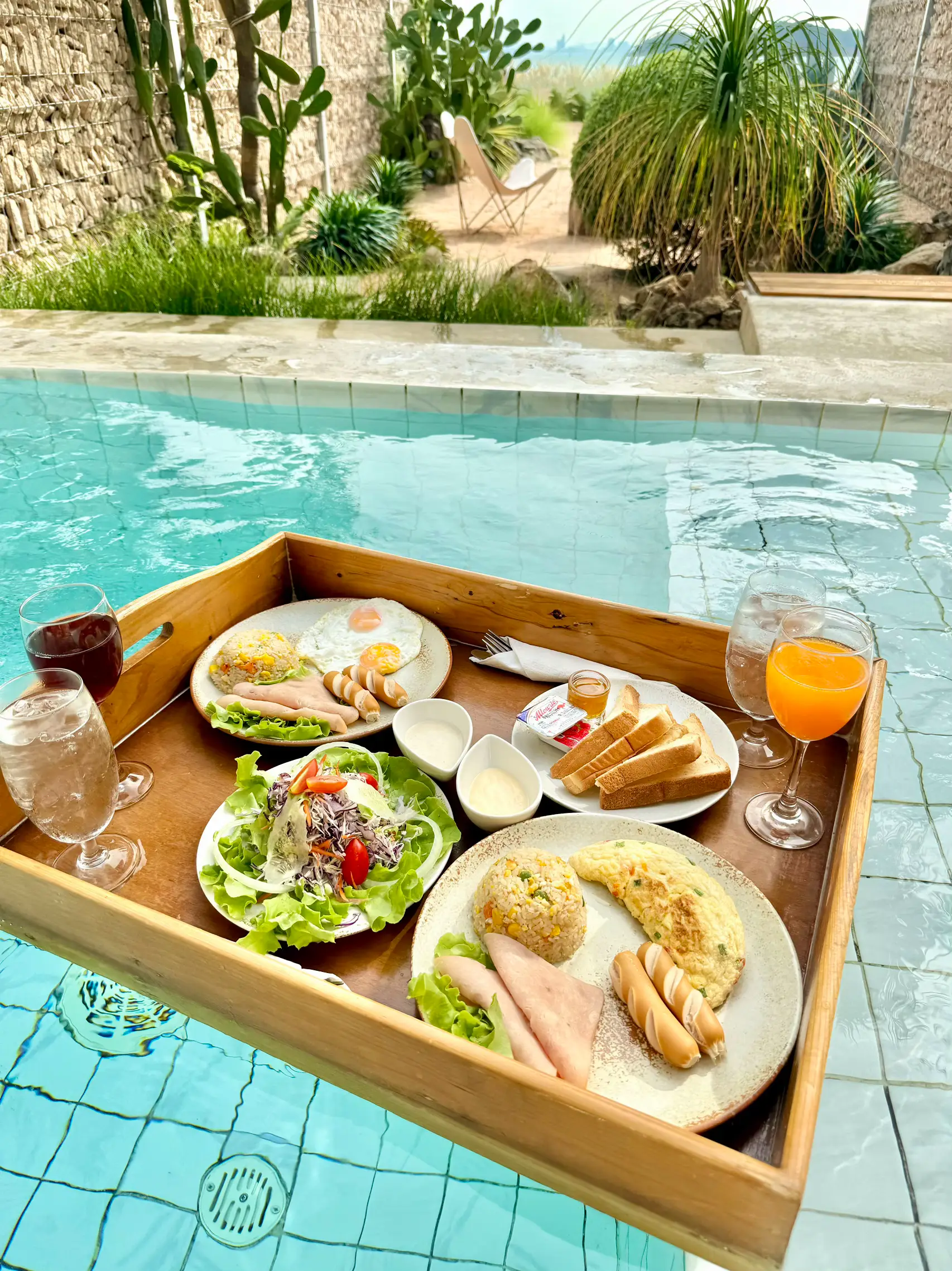 CASABLANCA RESORT🌴 | แกลเลอรีที่โพสต์โดย Ruhbeer | Lemon8