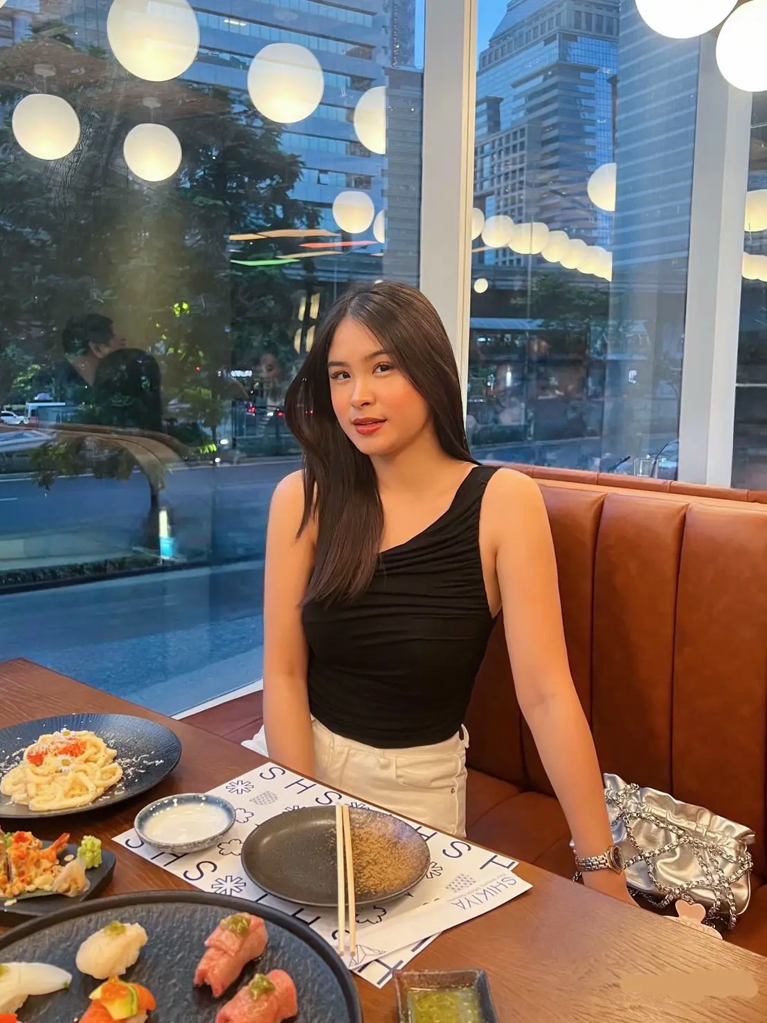 SHIKIYA 🎌🥢🍸 Izakaya เปิดใหม่ย่านสาธร!! | แกลเลอรีที่โพสต์โดย Mya Boonnalin | Lemon8