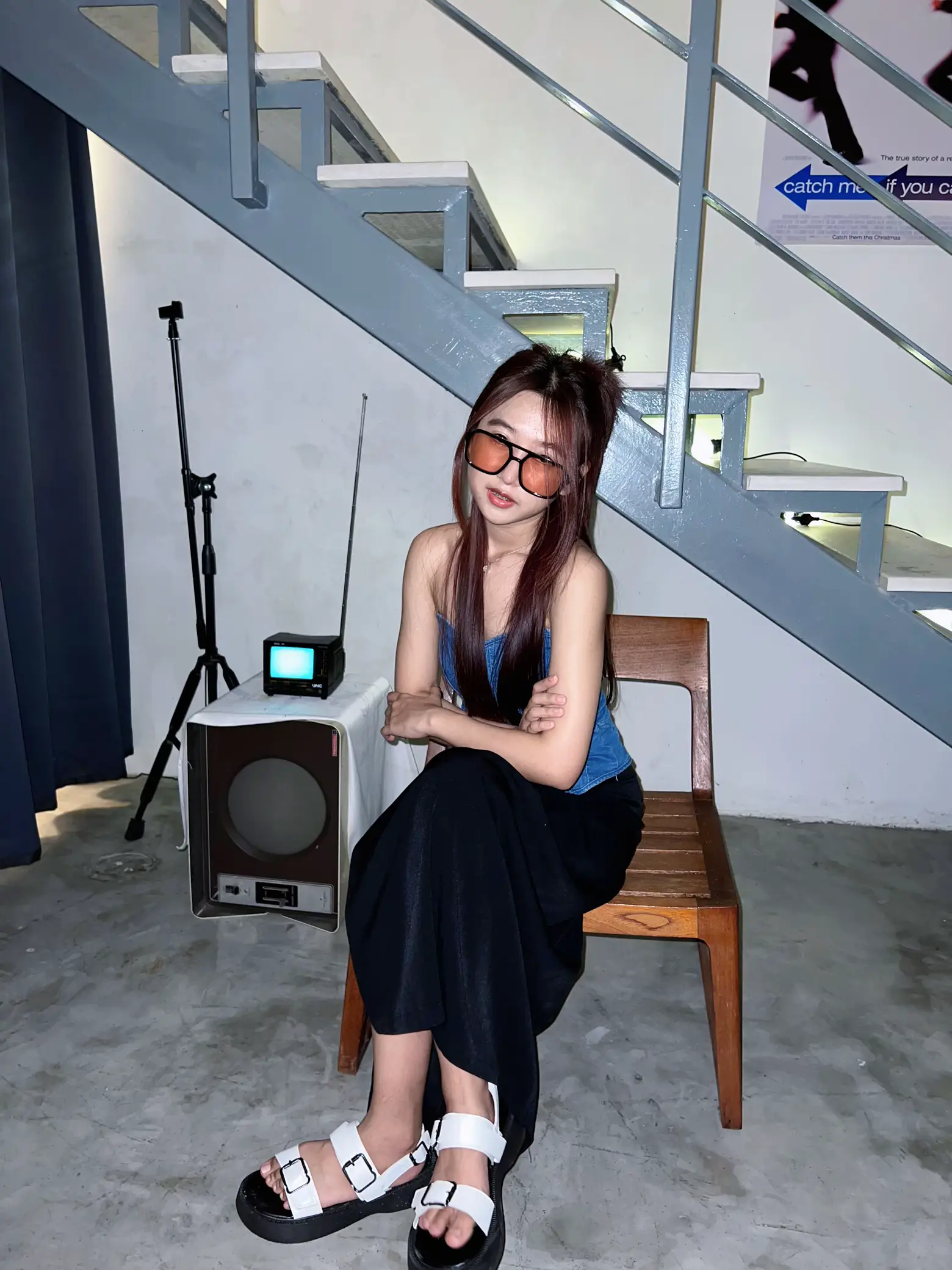 Ootd เกาะอกยีนส์แบบควีนอุ้ม👑🪁 | แกลเลอรีที่โพสต์โดย earnnudba | Lemon8