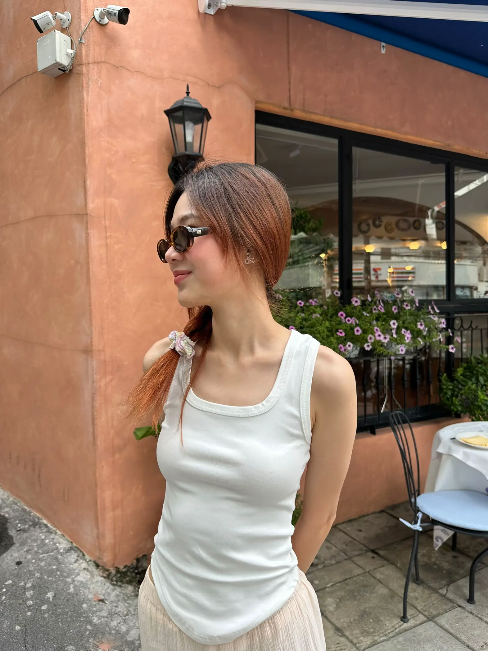 ต้องมีติดตู้ ️Tank Top ผ้าดี ทรงสวย ใส่สบาย | แกลเลอรีที่โพสต์โดย Amis Basic | Lemon8