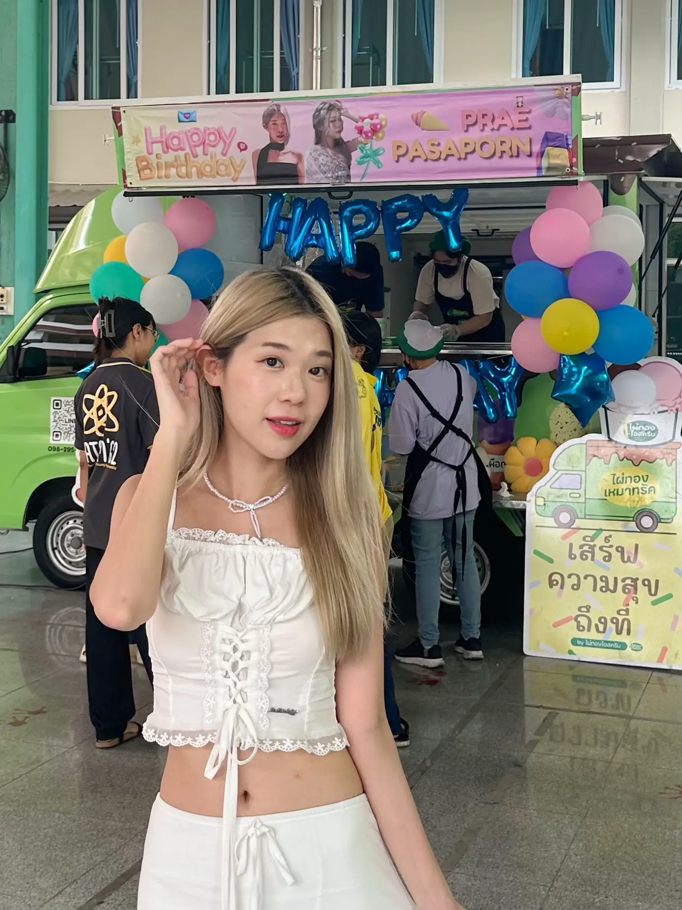 เหมารถไอติม ไปเลี้ยงไอติมน้องๆกัน🥰🍦 | แกลเลอรีที่โพสต์โดย Praepasaporn | Lemon8