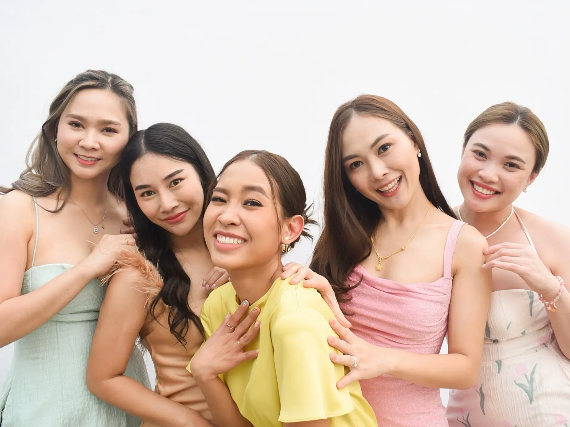 💐wedding ep15 : bridesmaid dress👗 | แกลเลอรีที่โพสต์โดย Ploy Warisara | Lemon8