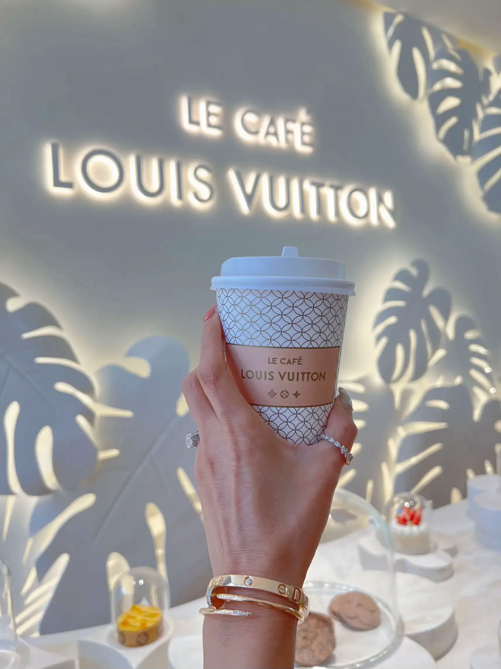 Le Cafe Louis Vuitton , BKK | แกลเลอรีที่โพสต์โดย J. | Lemon8