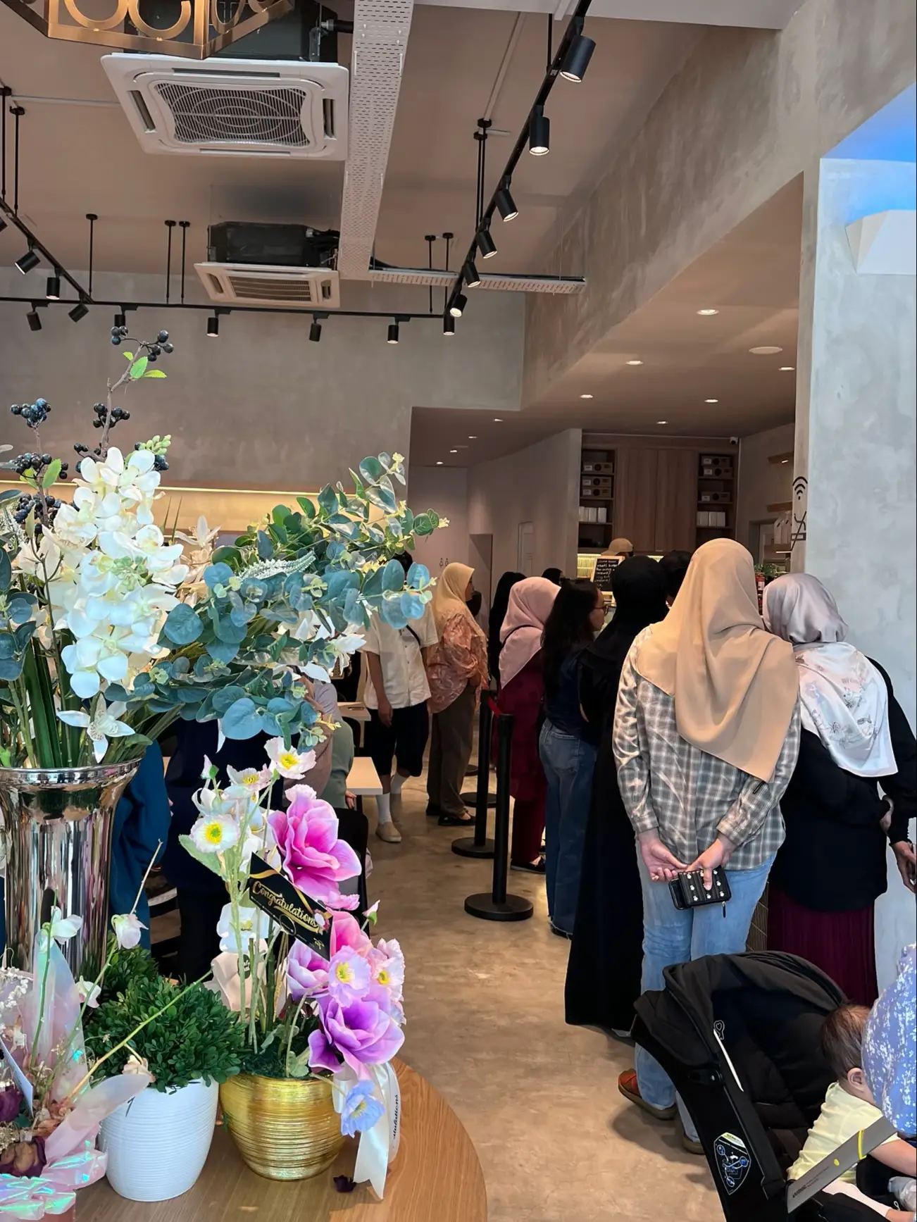 New cafe in town! The tiktok famous Loaf Adam 🥰 | Galeri disiarkan oleh ...