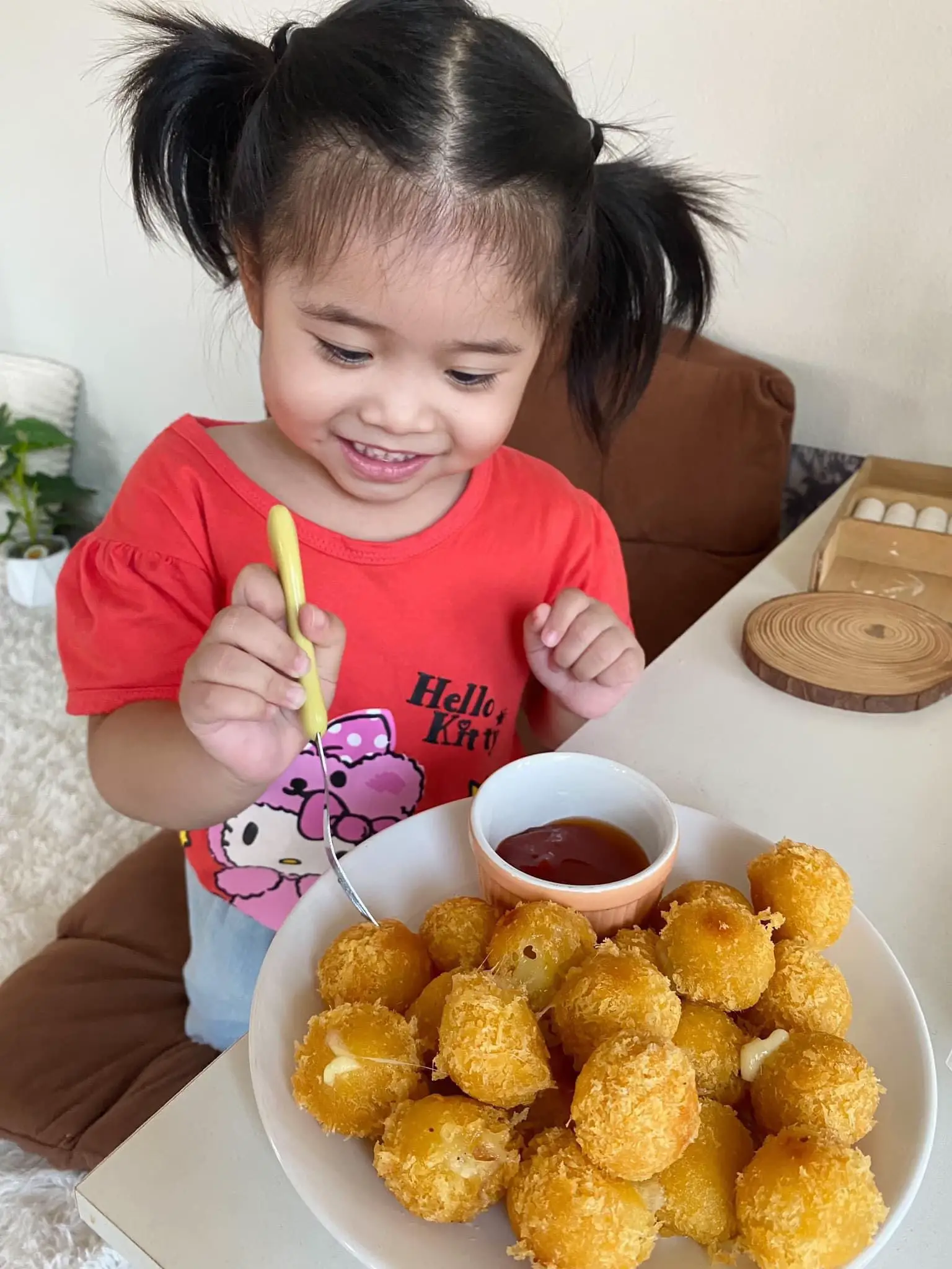 หิวววววววว~ | แกลเลอรีที่โพสต์โดย Poly.Reen | Lemon8