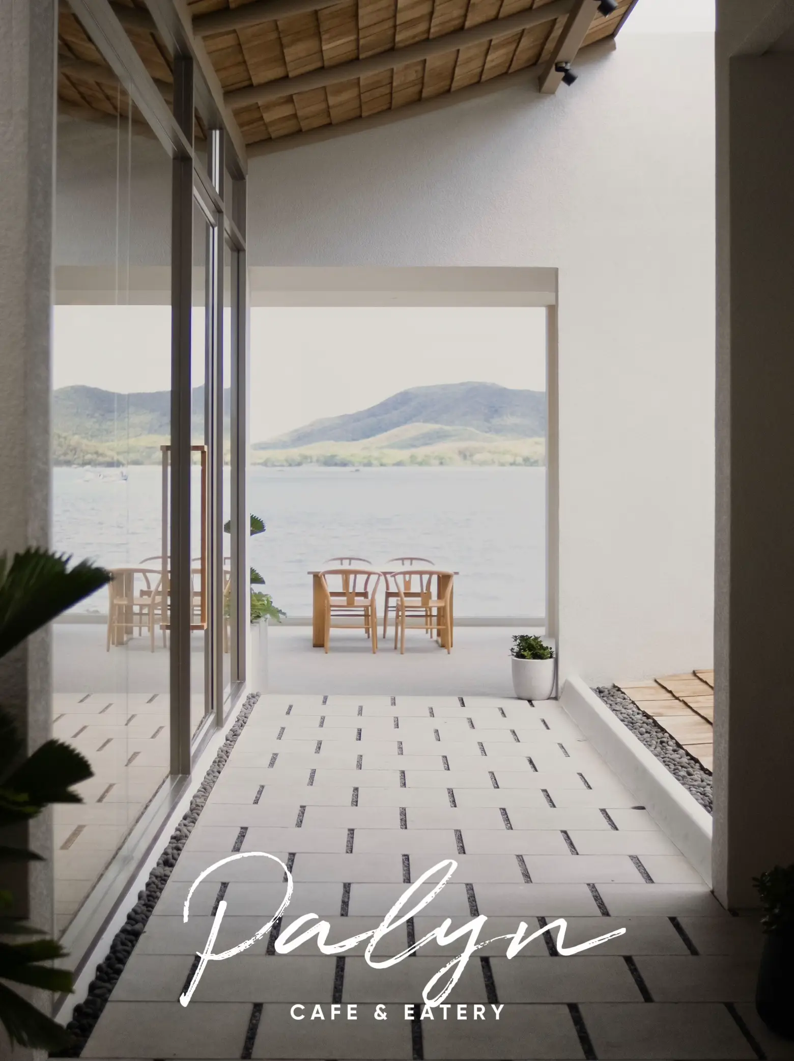 Palyn Cafe คาเฟ่+ร้านอาหารชลบุรี ติดทะเล มุมถ่ายรูปเยอะ | แกลเลอรีที่ ...