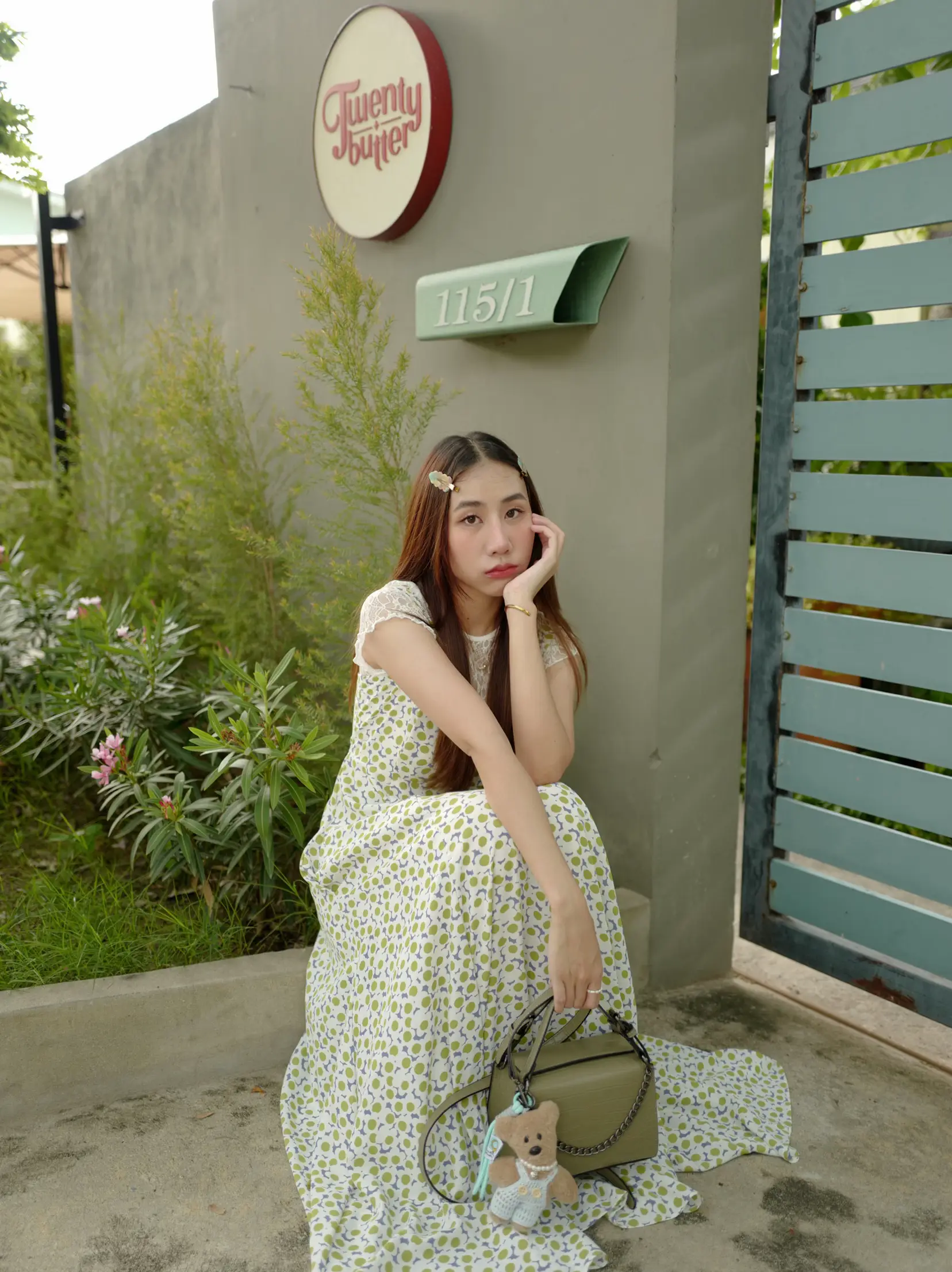 กระเป๋าใบโปรด สีเขียวเหนี่ยวทรัพย์💰💚🧩 | แกลเลอรีที่โพสต์โดย Pooklook | Lemon8