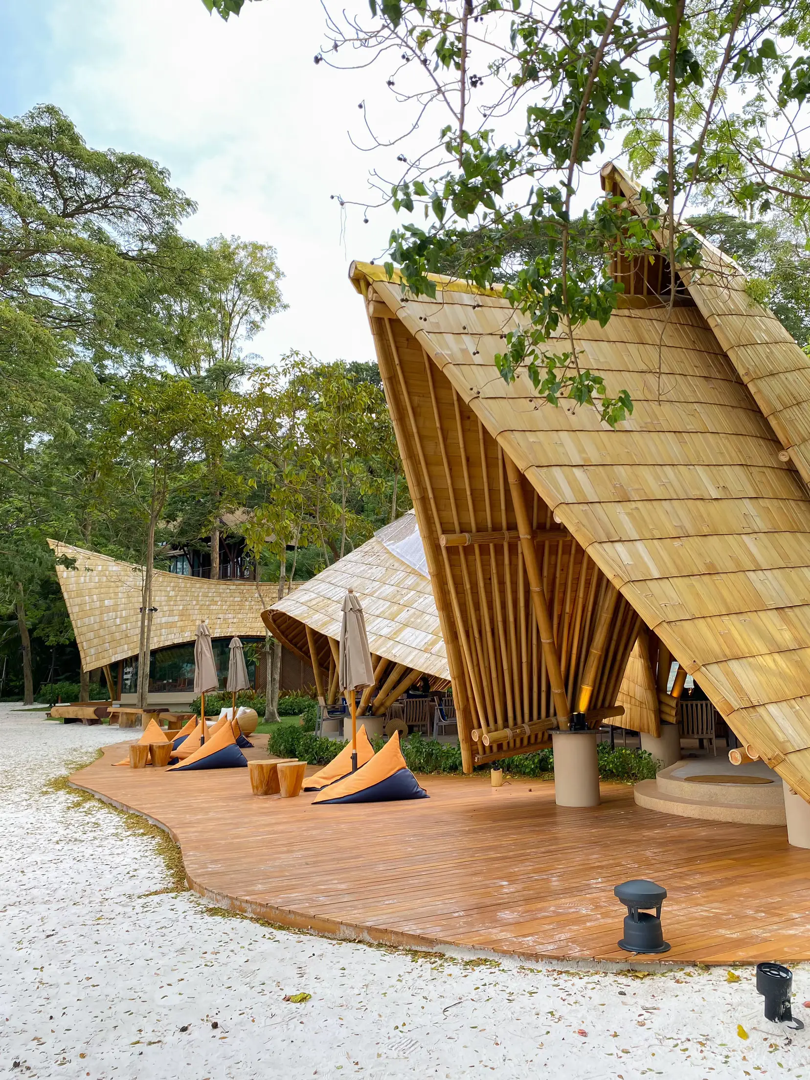 Bambu Beach Club 🏝 📸 | แกลเลอรีที่โพสต์โดย Na.whanttp | Lemon8
