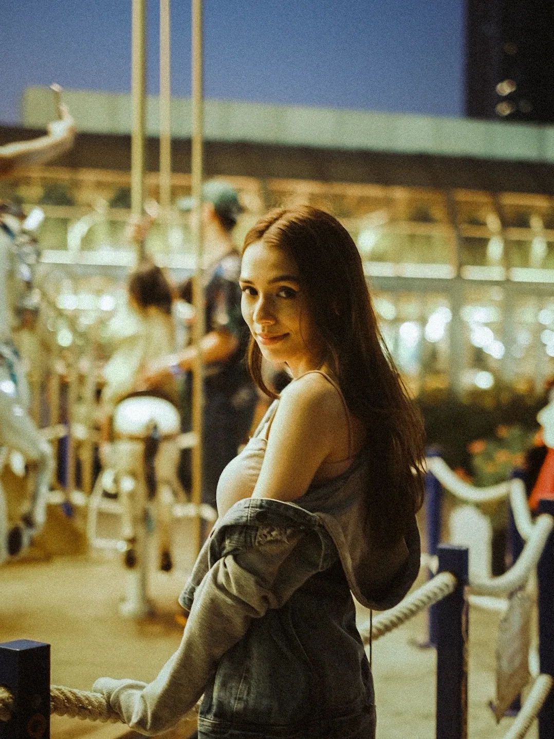 ไอเดียถ่ายรูปม้าหมุน ที่ เอเชียทีค | แกลเลอรีที่โพสต์โดย Kittikun T | Lemon8