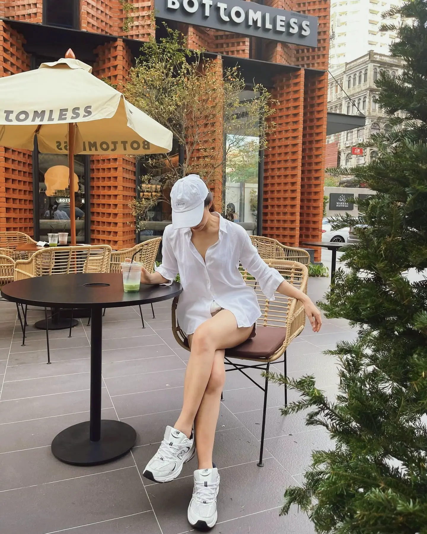 BOTTOMLESS | แกลเลอรีที่โพสต์โดย Ice_crm | Lemon8