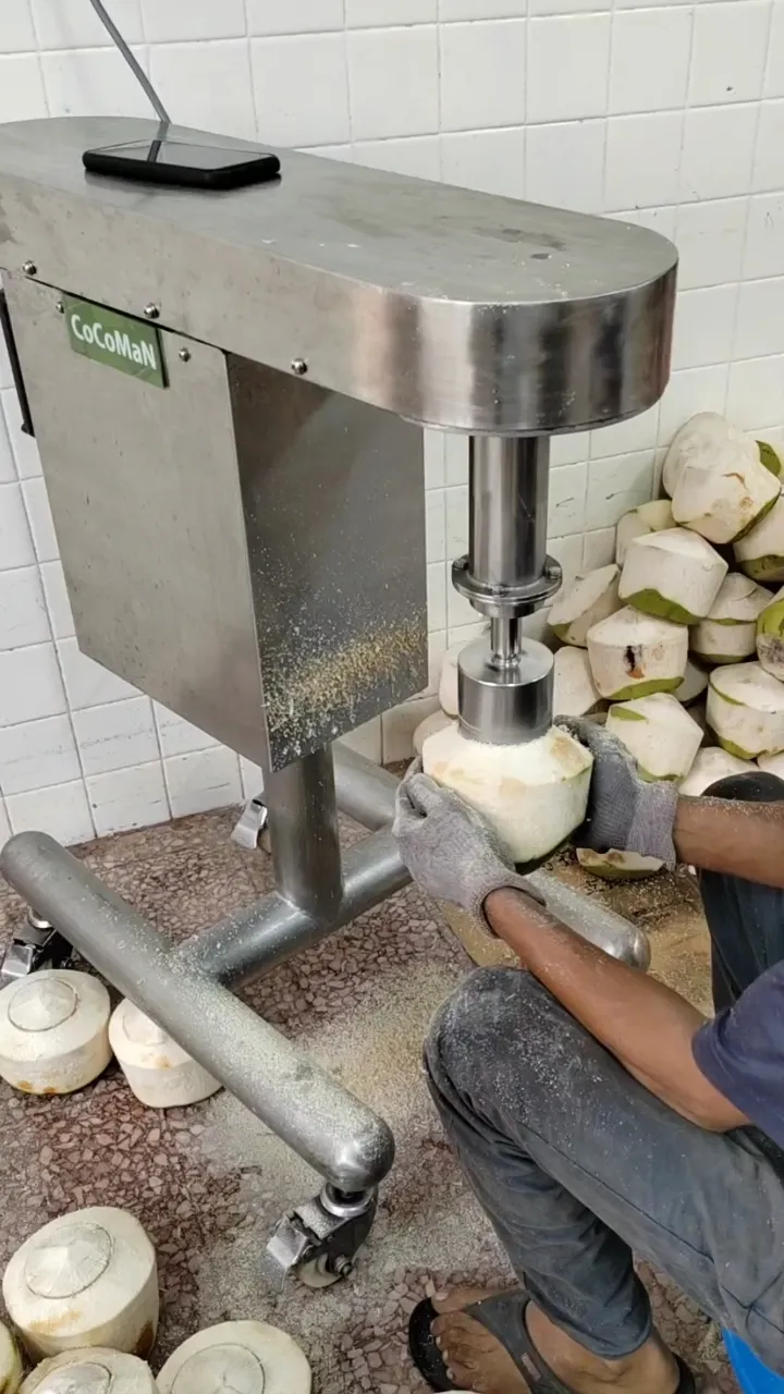 Young Coconut Boring Machine COM90B4 | Video diterbitkan oleh ...