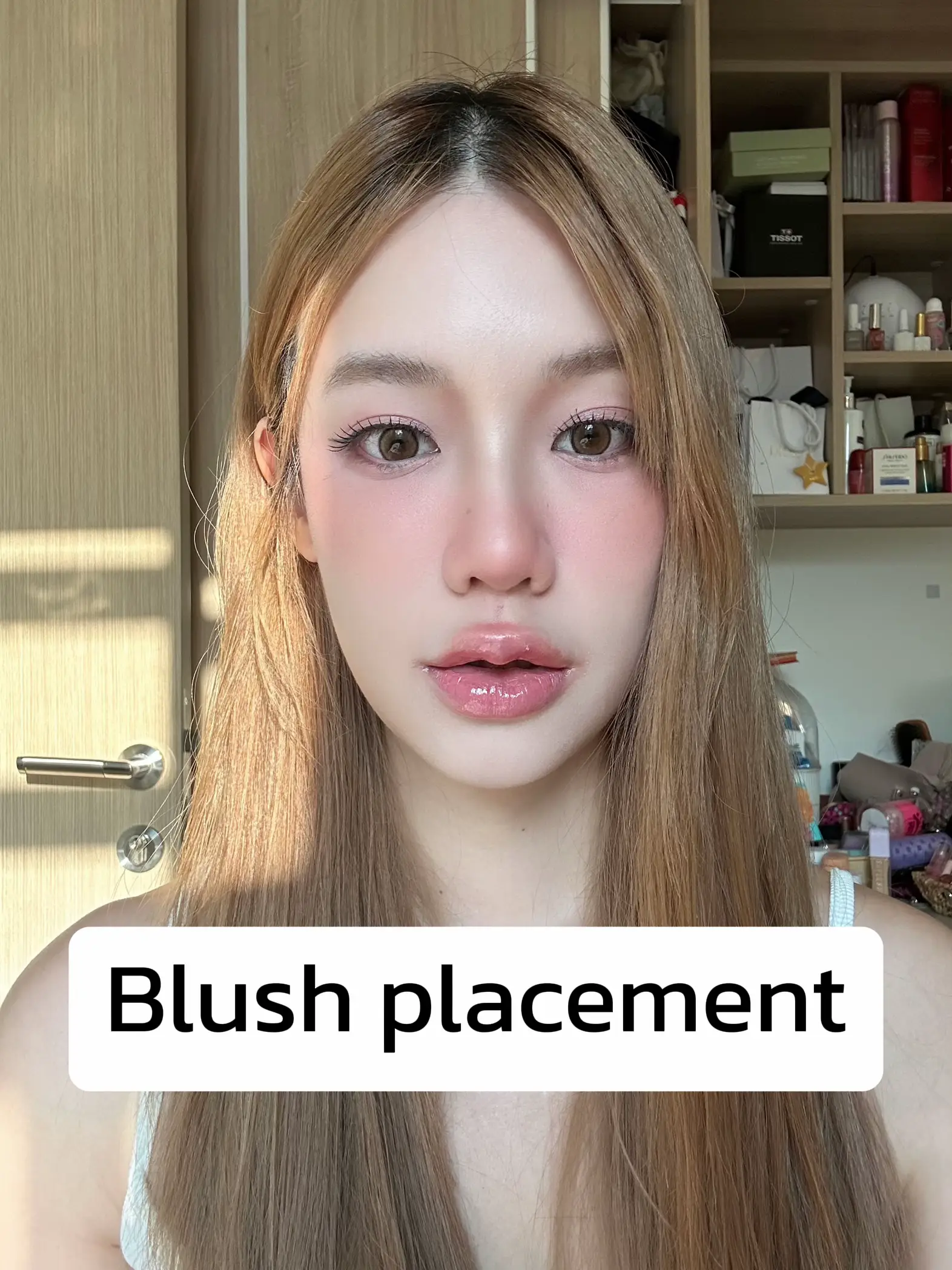 Blush placement | แกลเลอรีที่โพสต์โดย EARTH 7824 | Lemon8