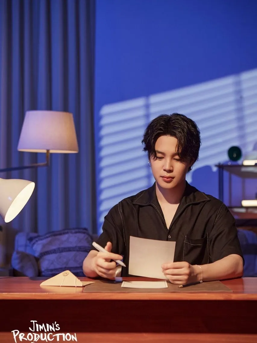 Jimin Photo | แกลเลอรีที่โพสต์โดย Army Purple | Lemon8