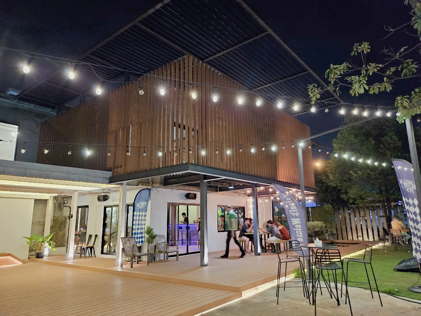 บาร์ลับ ฟิวบ้านเพื่อน ย่านรามอินทรา! | แกลเลอรีที่โพสต์โดย 𝓐𝓷𝓬𝓱𝓲. | Lemon8